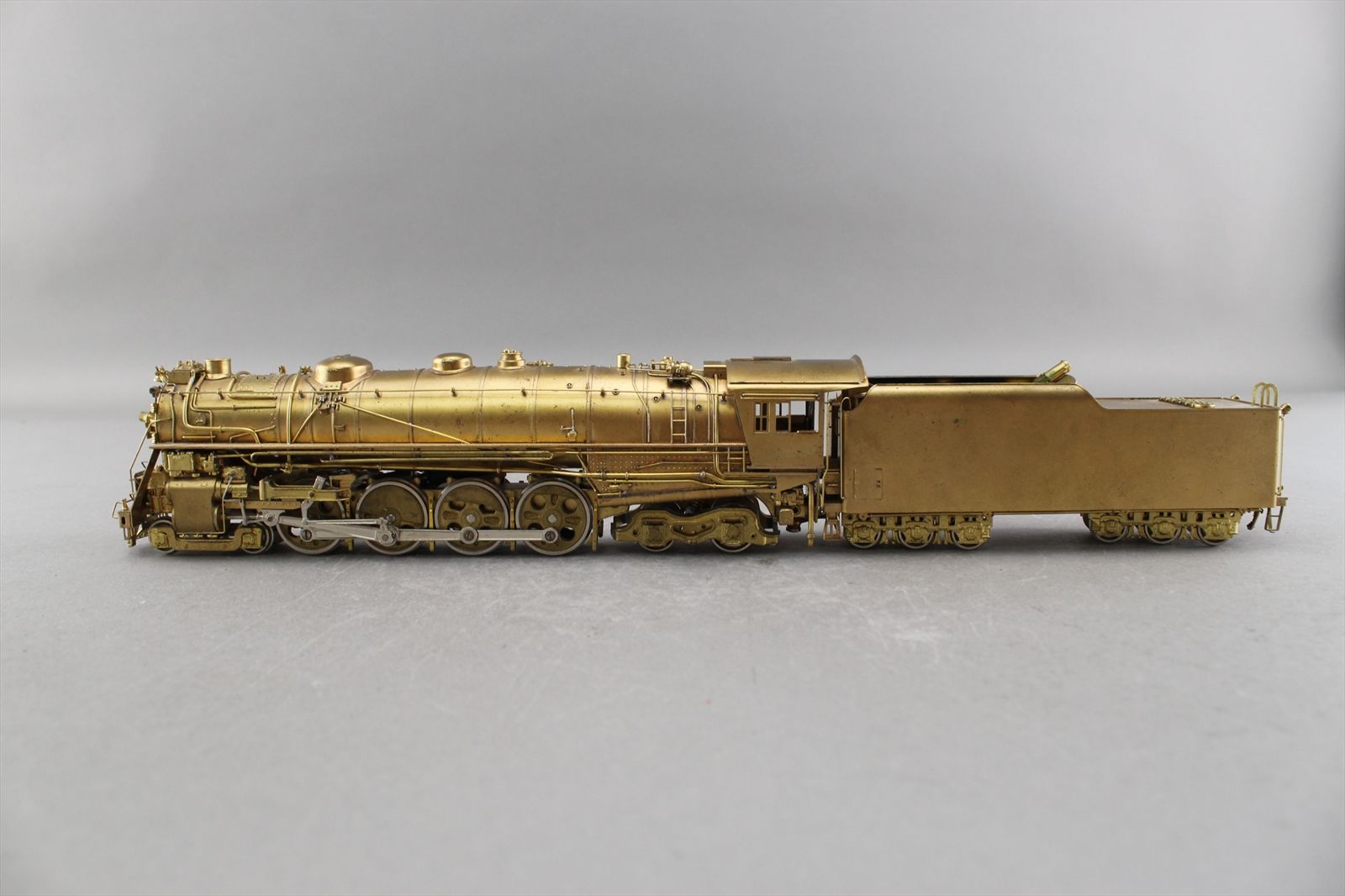 HO Brass Model - PFM C&NW Chicago & Northwestern H 4-8-4 Crown ...