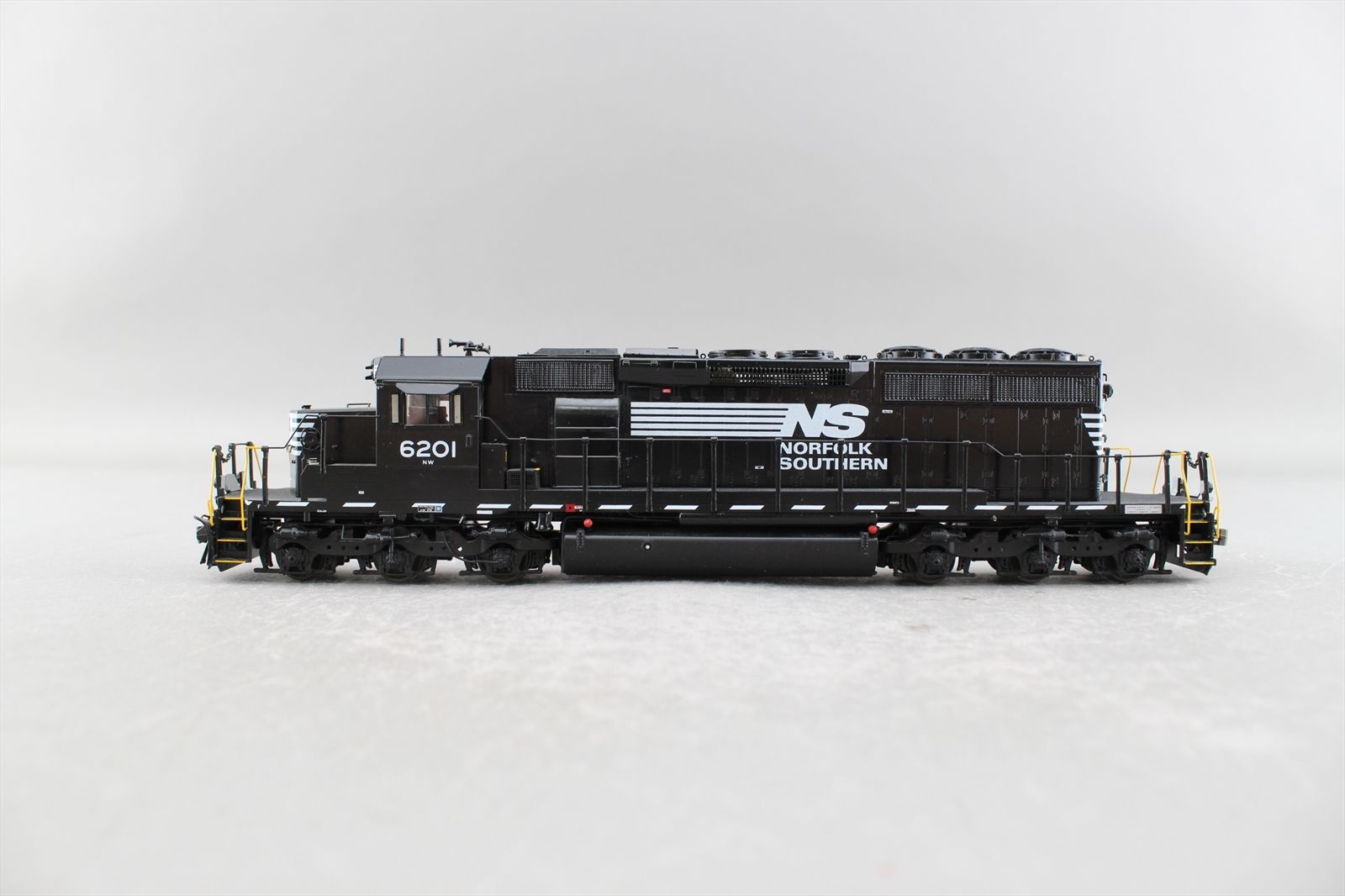 HO Brass Model - OMI 6673.2 NS Norfolk Southern SD40-2 Frame Stripes #6201 - F/P CPOMI - 1998 ...