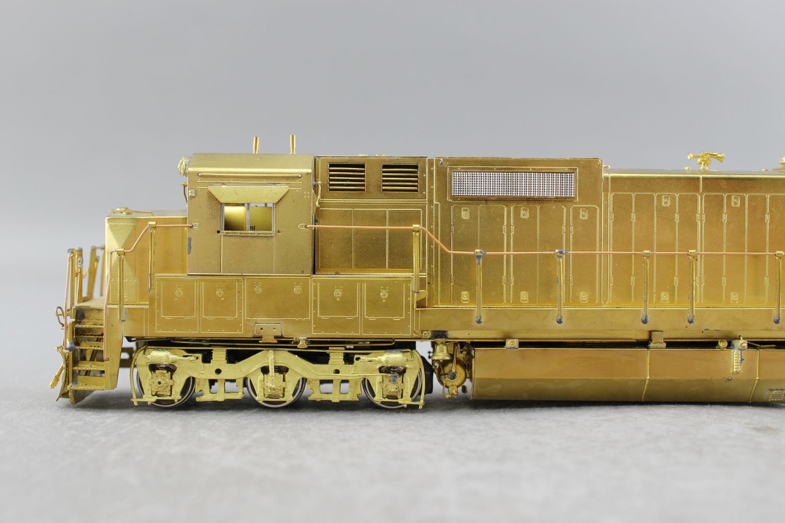 HO Brass Model - OMI 5133 NS Norfolk Southern C39-8 #8664 - 8688 - Unpainted - 1988 Run - Ajin