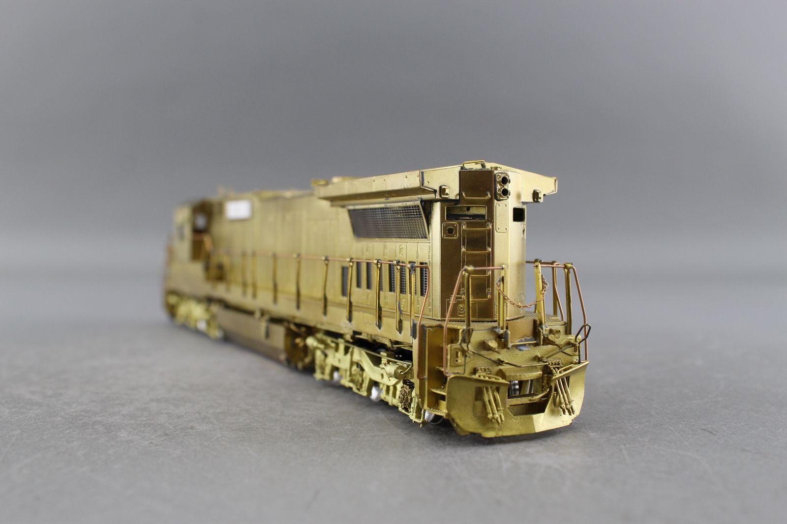 HO Brass Model - OMI 5133 NS Norfolk Southern C39-8 #8664 - 8688 - Unpainted - 1988 Run - Ajin