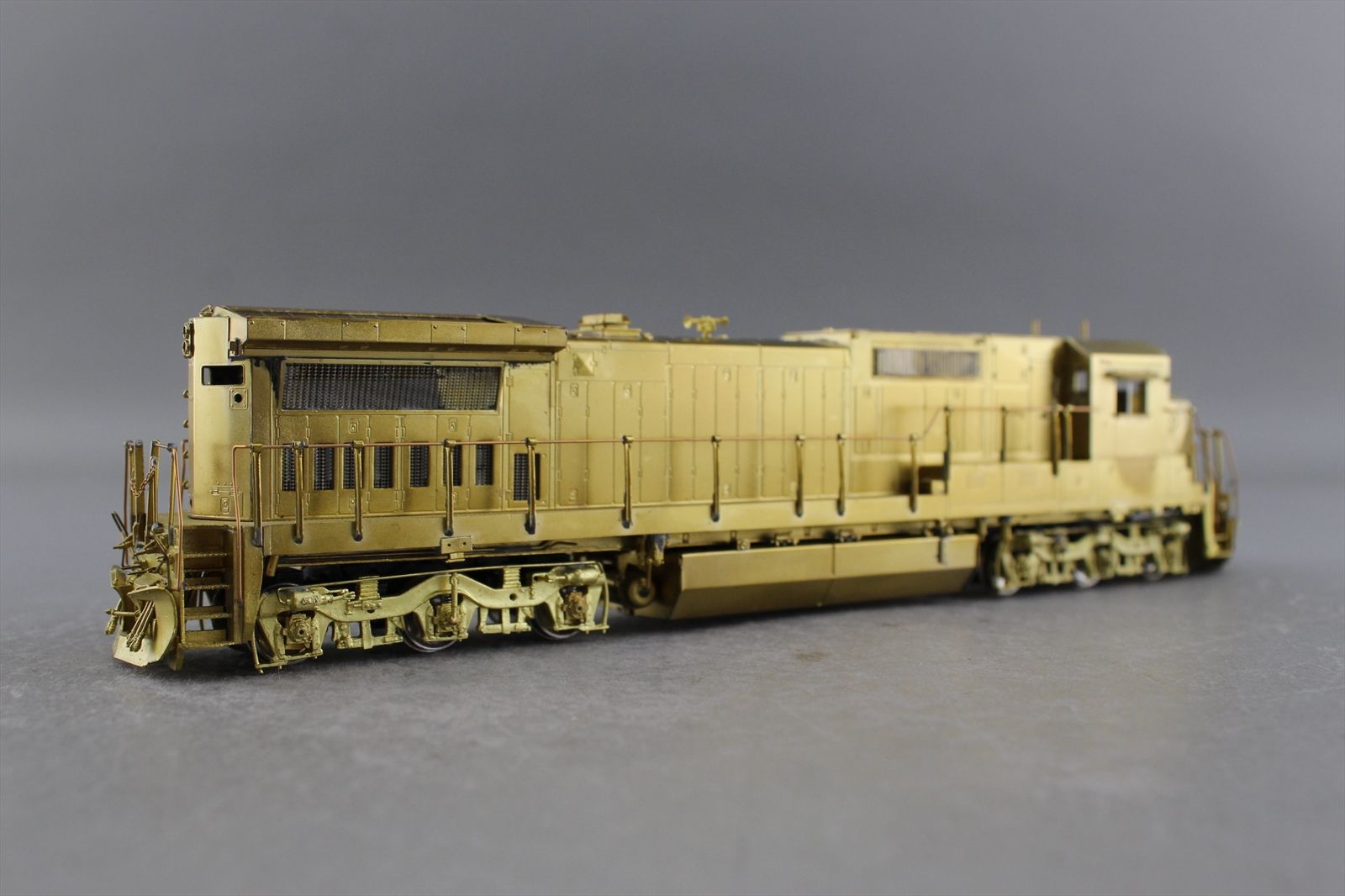 HO Brass Model - OMI 5133 NS Norfolk Southern C39-8 #8664 - 8688 - Unpainted - 1988 Run - Ajin