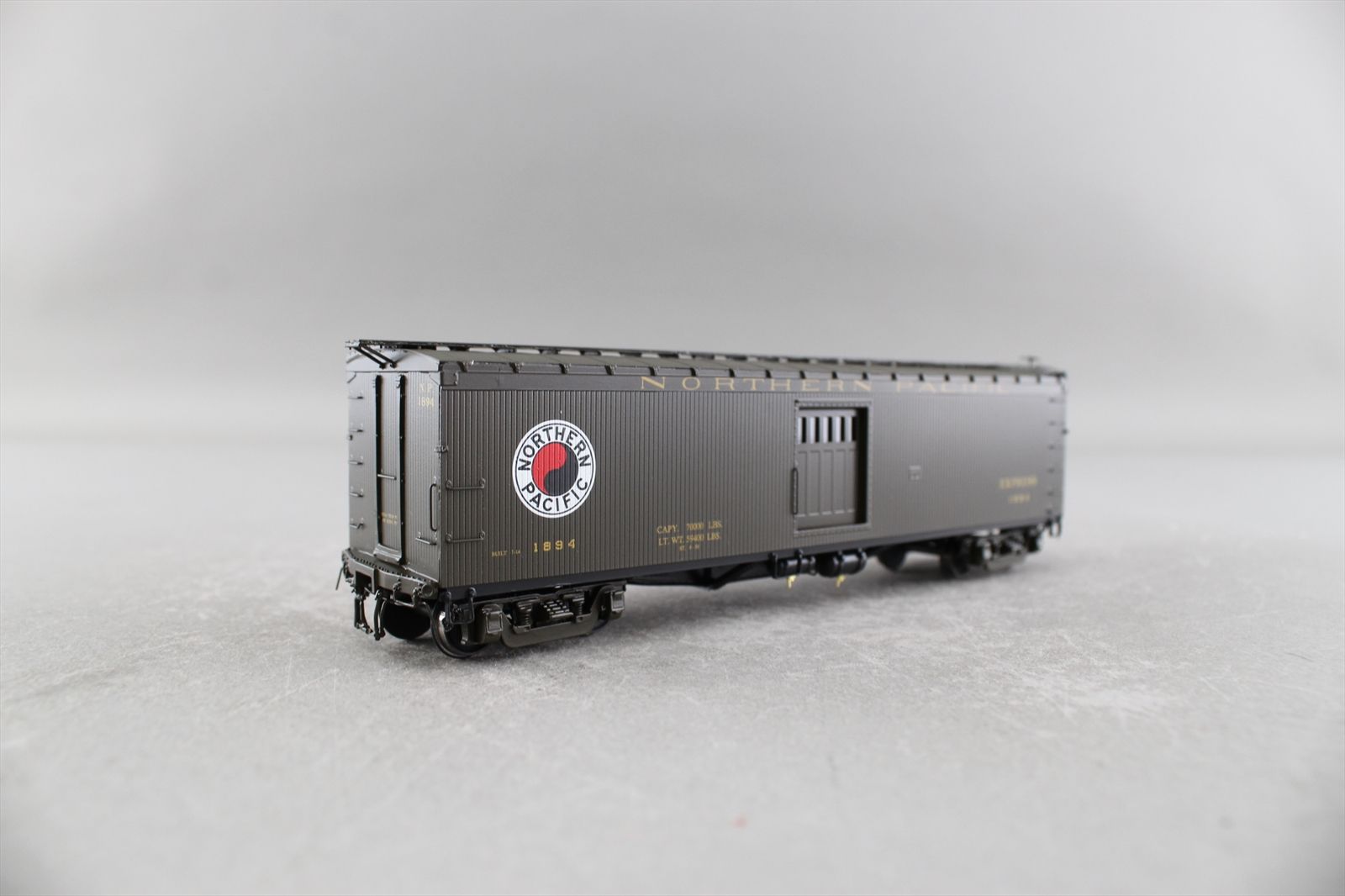 HO Brass Model - W&R NP Northern Pacific Express Boxcar Version 2 ...