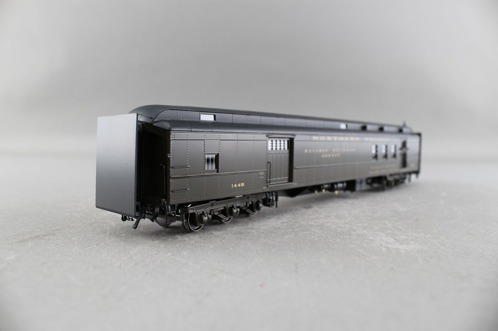 HO Brass Model - W&R NP Northern Pacific Mail & Express Car Pullman ...