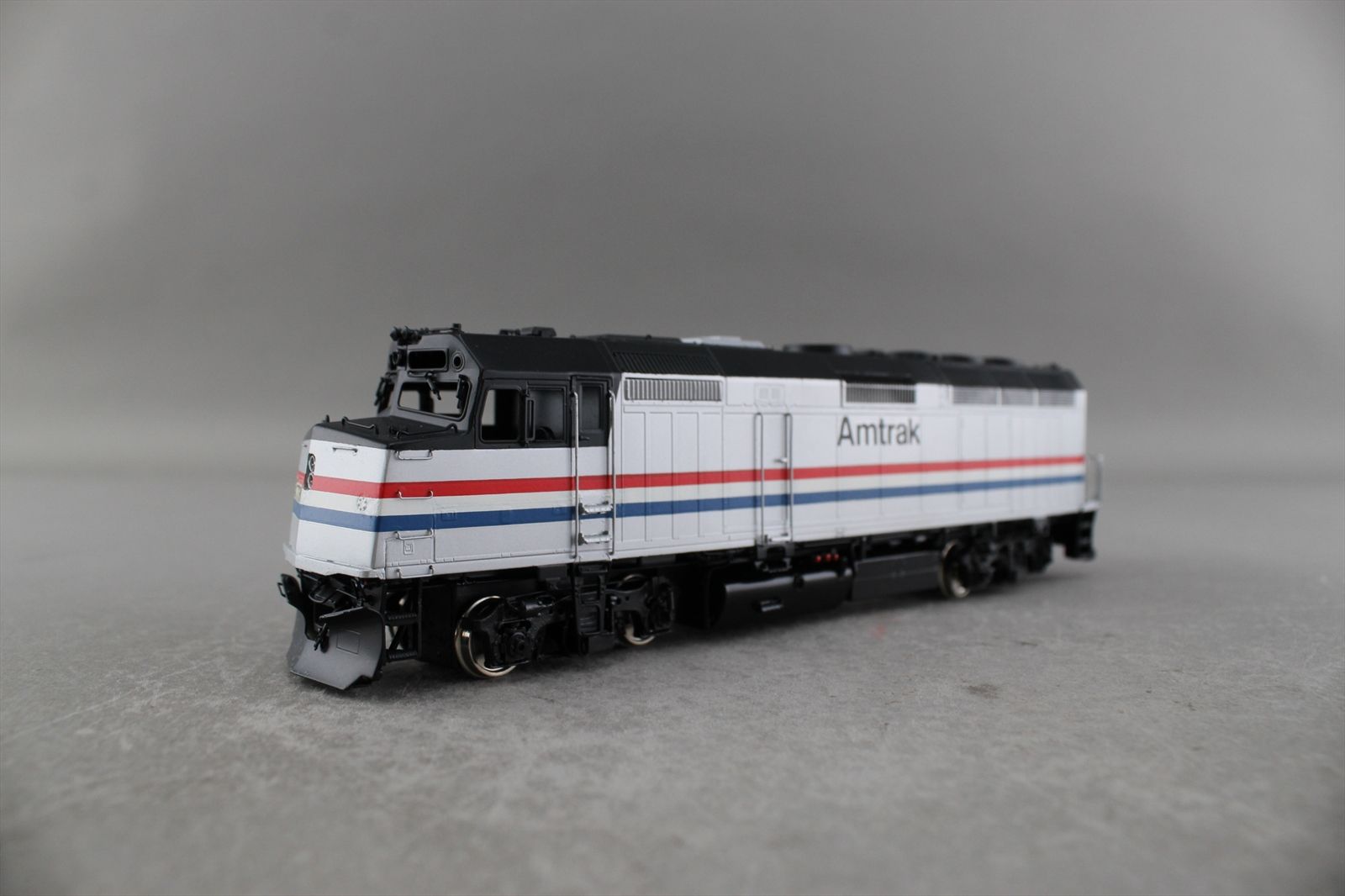 HO Brass Model - PFM Amtrak F40PH Diesel Phase 3 III Standard - F/P ...