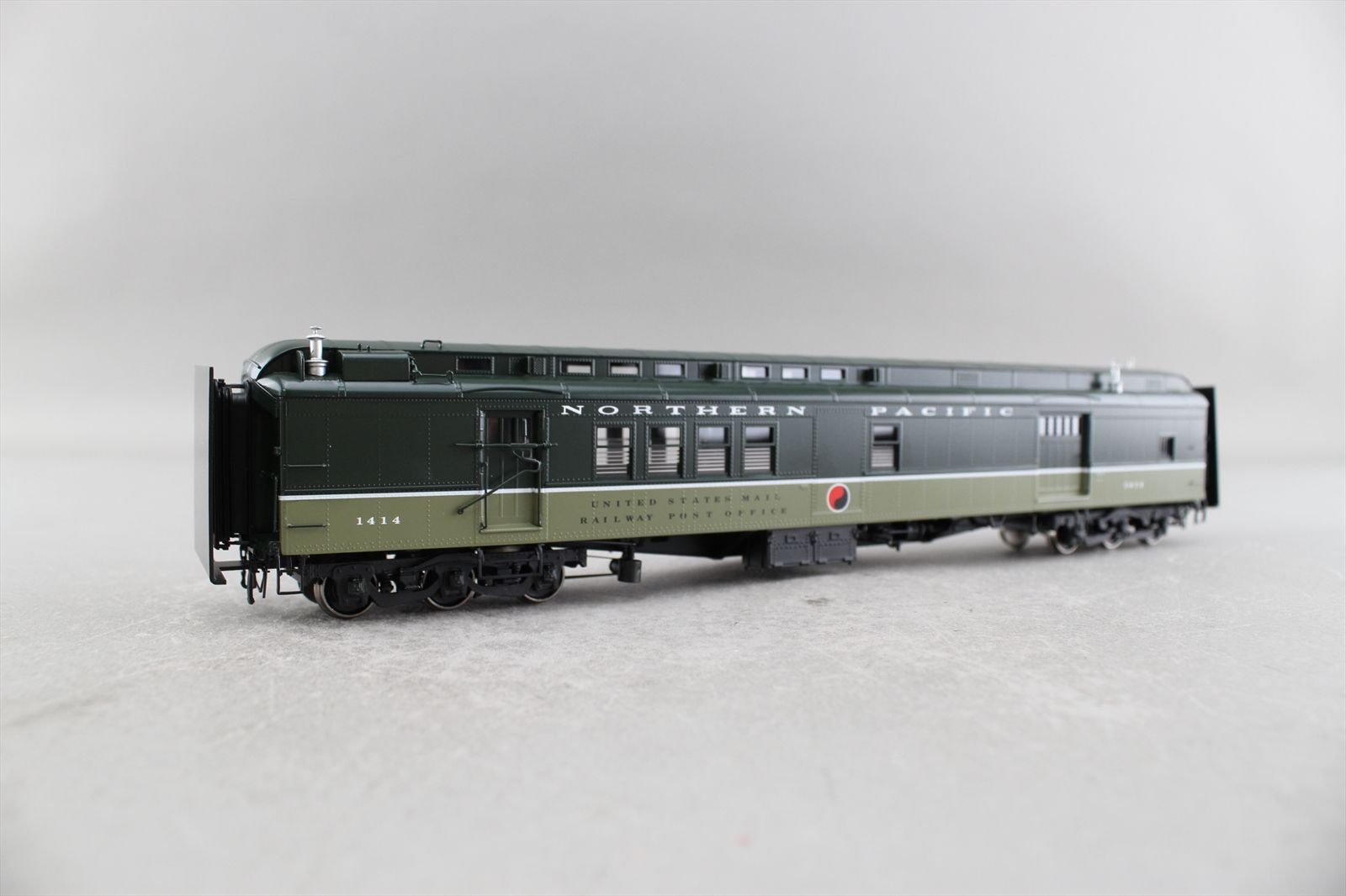 HO Brass Model – W&R NP Northern Pacific Loewy Mail & Express Car #1414 ...