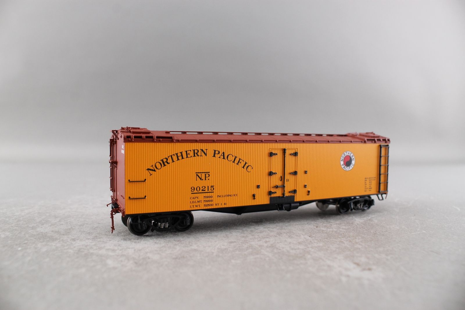 HO Brass Model - W&R NP Northern Pacific Wood Reefer Version 4 Orange ...