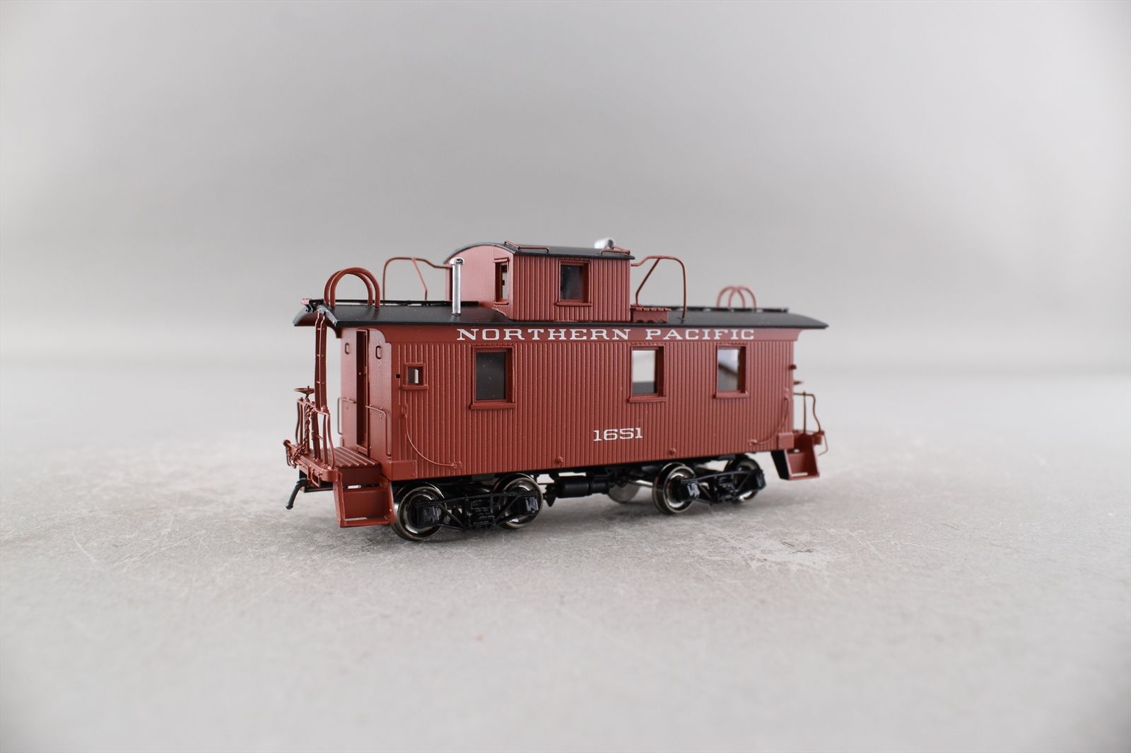 HO Brass Model - W&R Version 4 NP Northern Pacific 24' Wood Caboose ...