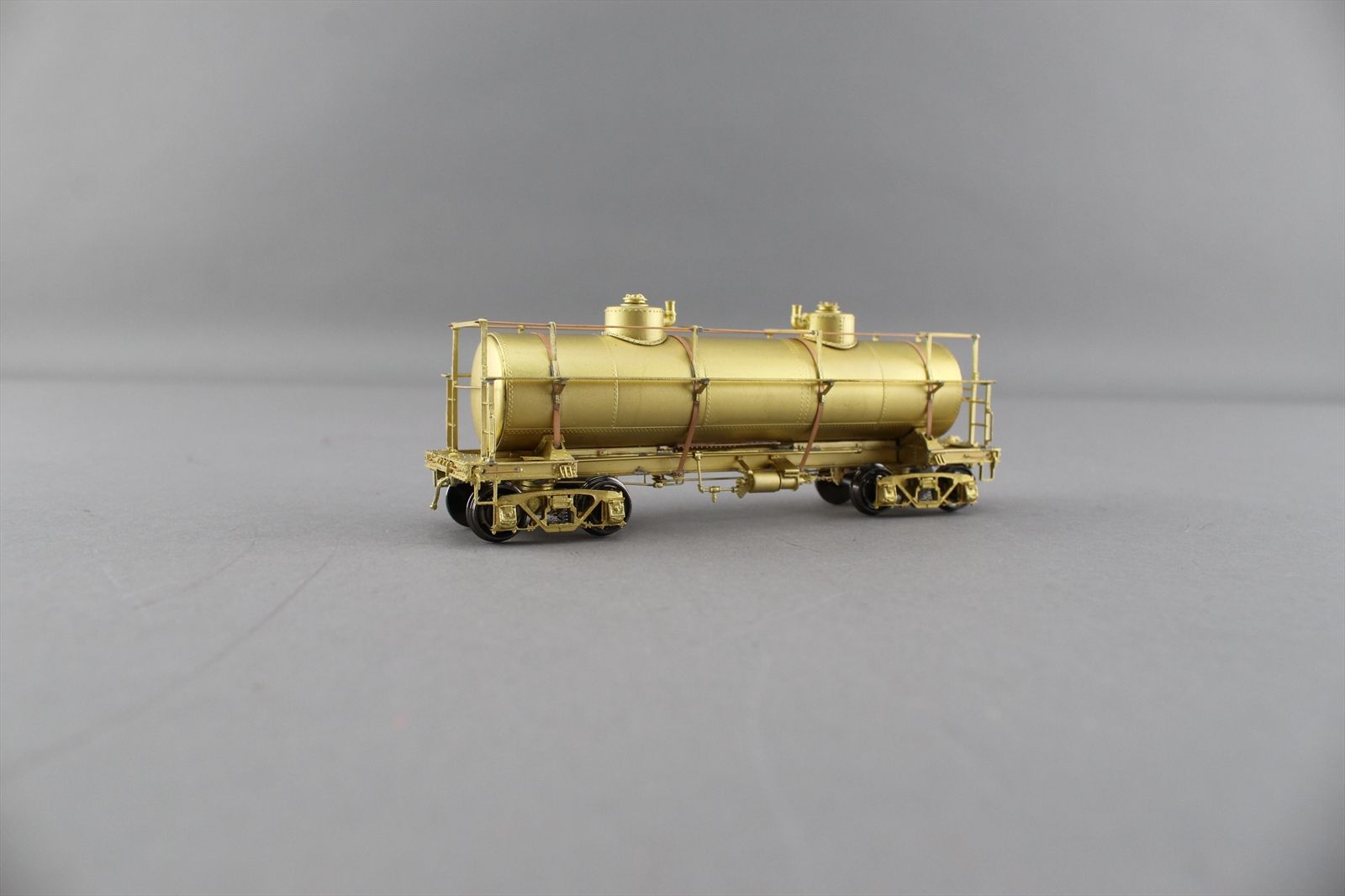 HO Brass Model - W&R UTLX AC&F 6000 Gallon Two Dome Tank Car High ...