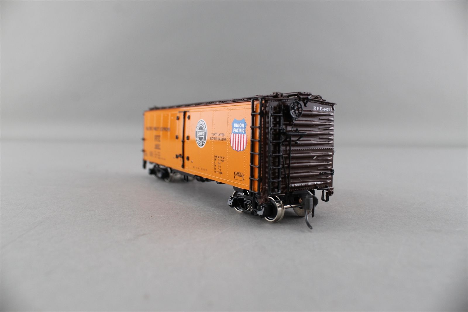 HO Brass Model - CIL 2136.1 PFE Pacific Fruit Express Union Pacific UP ...
