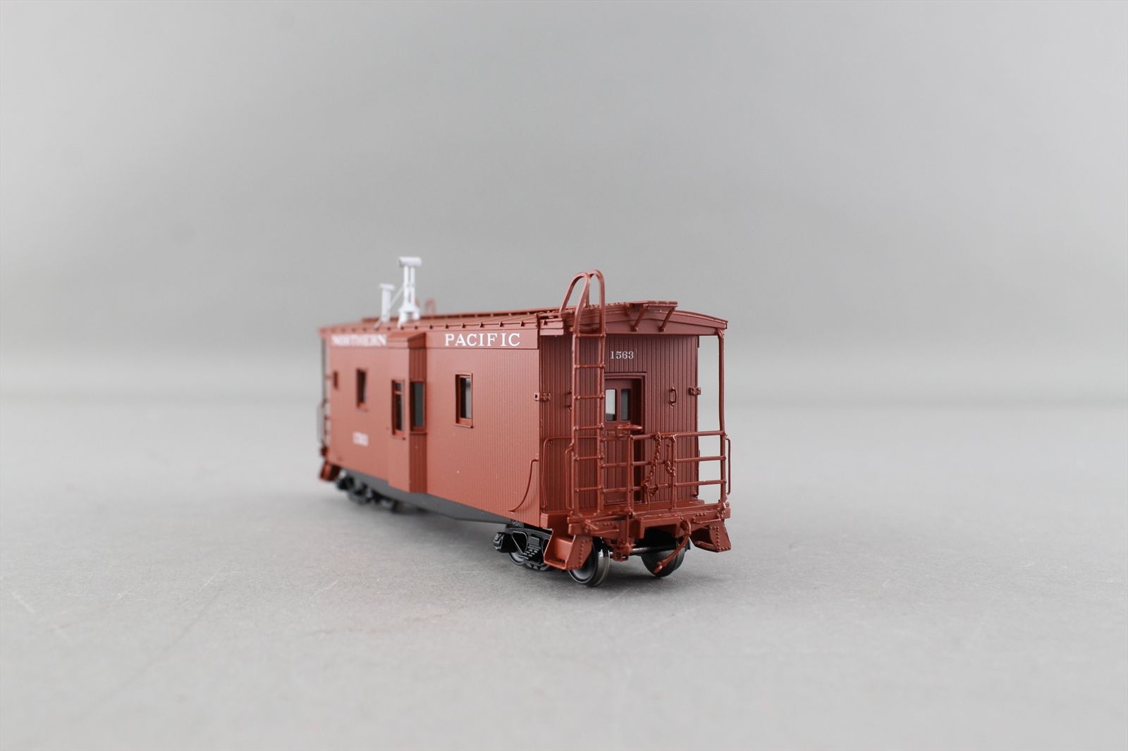 HO Brass Model - W&R Version 1 NP Northern Pacific 36' Bay Window ...