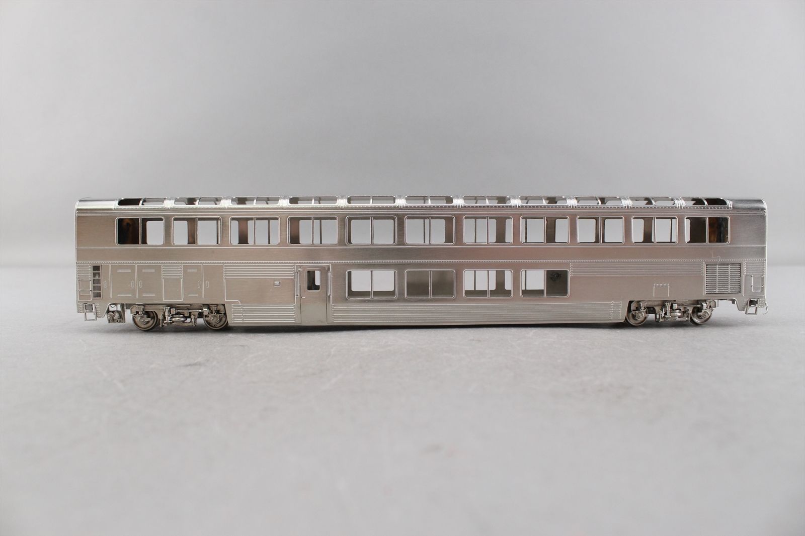HO Brass Model - PFM Amtrak Superliner Lounge Cafe Car - F/Plated ...