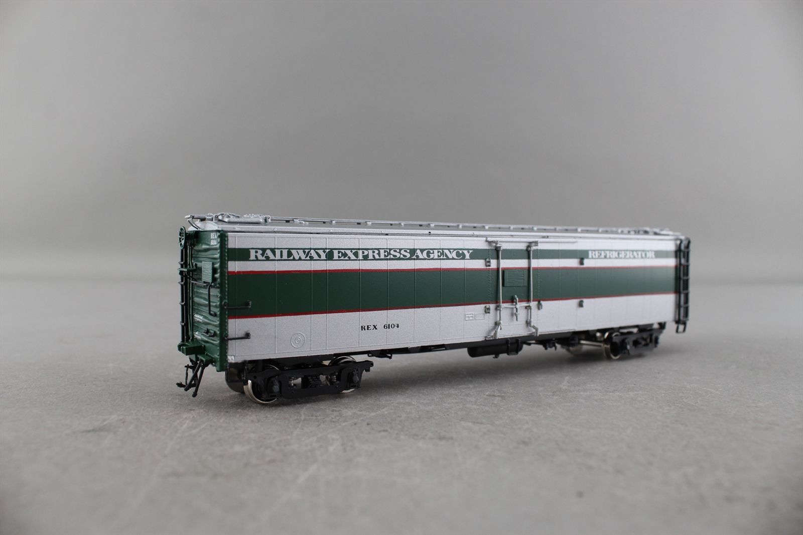HO Brass Model - CIL 2141.1 REA Railway Express Agency Reefer Steel ...