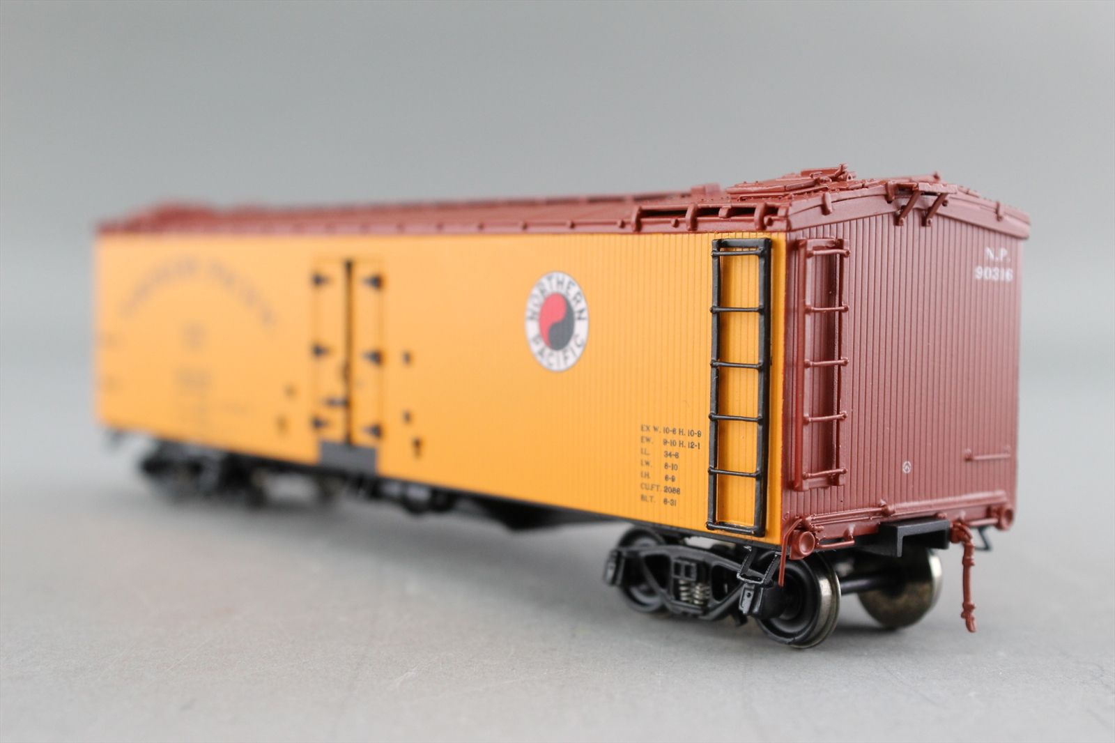 HO Brass Model - W&R Version 4 NP Northern Pacific Reefer Orange #90316 ...
