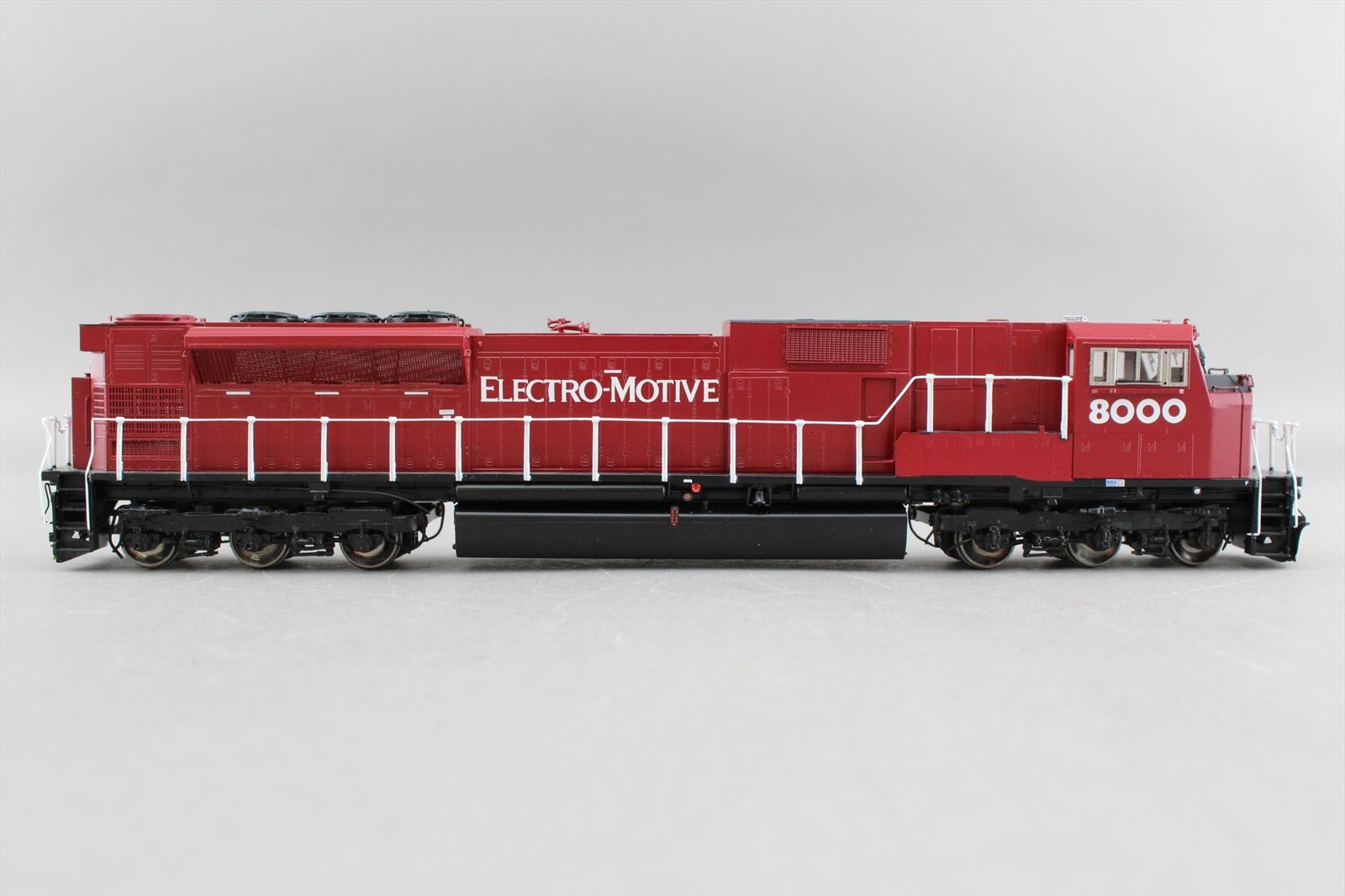HO Brass Model – OMI 6607.1 EMD SD80MAC Demo Demonstrator #8000 – F/P ...