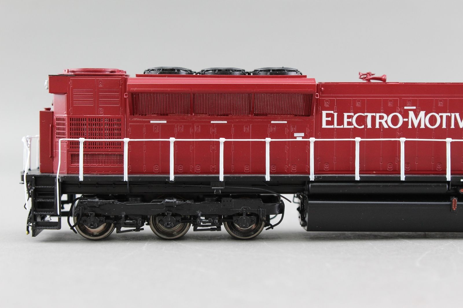 HO Brass Model – OMI 6607.1 EMD SD80MAC Demo Demonstrator #8000 – F/P ...