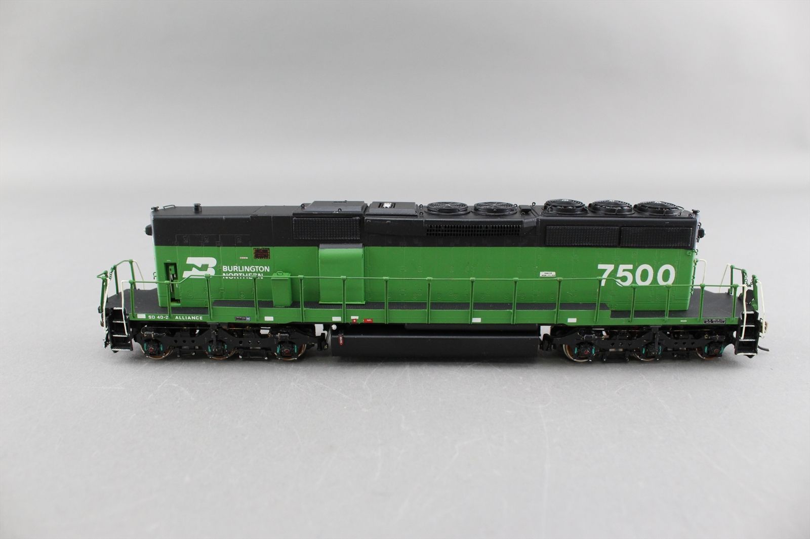 HO Brass Model - OMI 5304 BN Burlington Northern SD40-2 7500 B Cabless ...