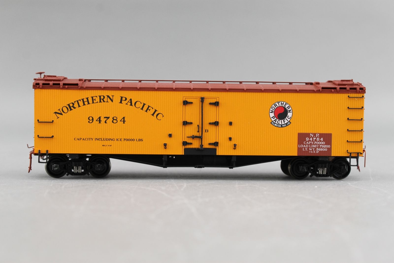 HO Brass Model - W&R Version 2 NP Northern Pacific Reefer Orange Truss ...