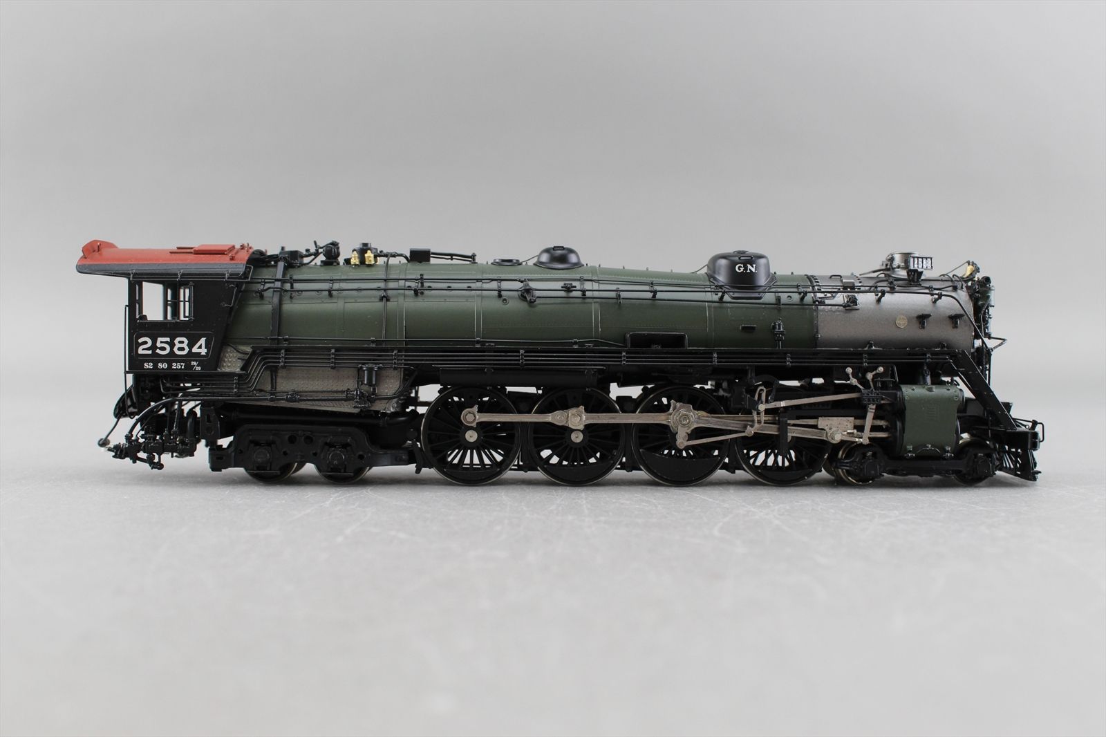 HO Brass Model - CIL 2203.1 GN Great Northern 4-8-4 S-2 Open Cab #2584 ...