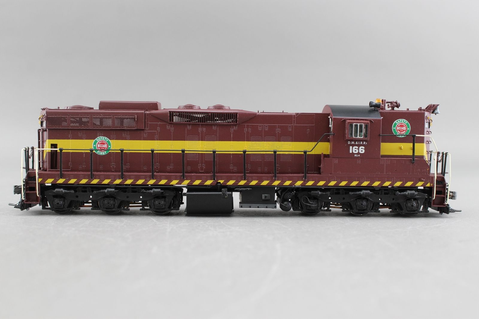 HO Brass Model - OMI 5187 DM&IR Duluth Missabe & Iron Range SD9 Phase IV #166 - Pro Paint - 1989 ...