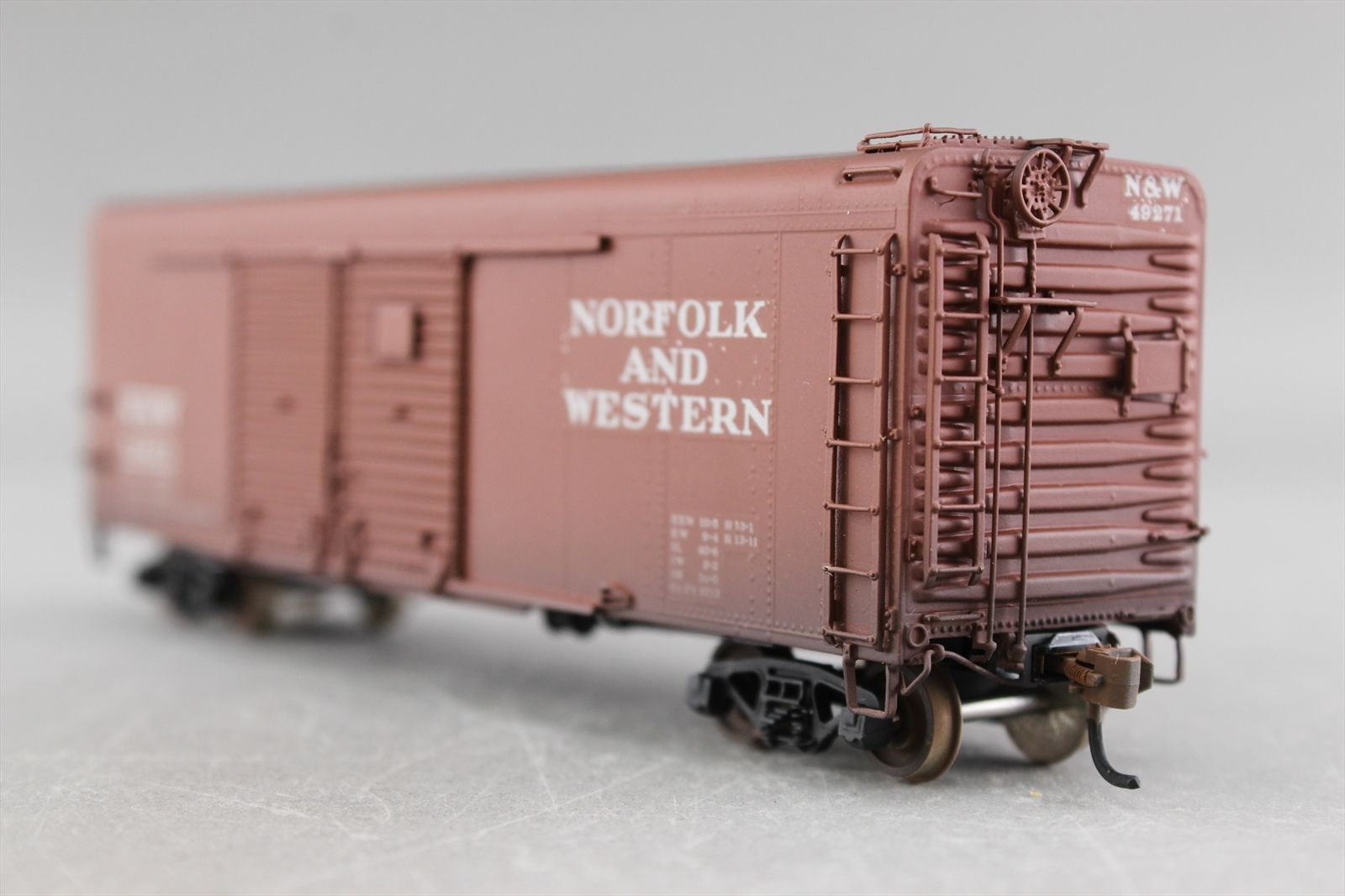 HO Brass Model - W&R N&W Norfolk & Western 40' Round Roof Auto ...