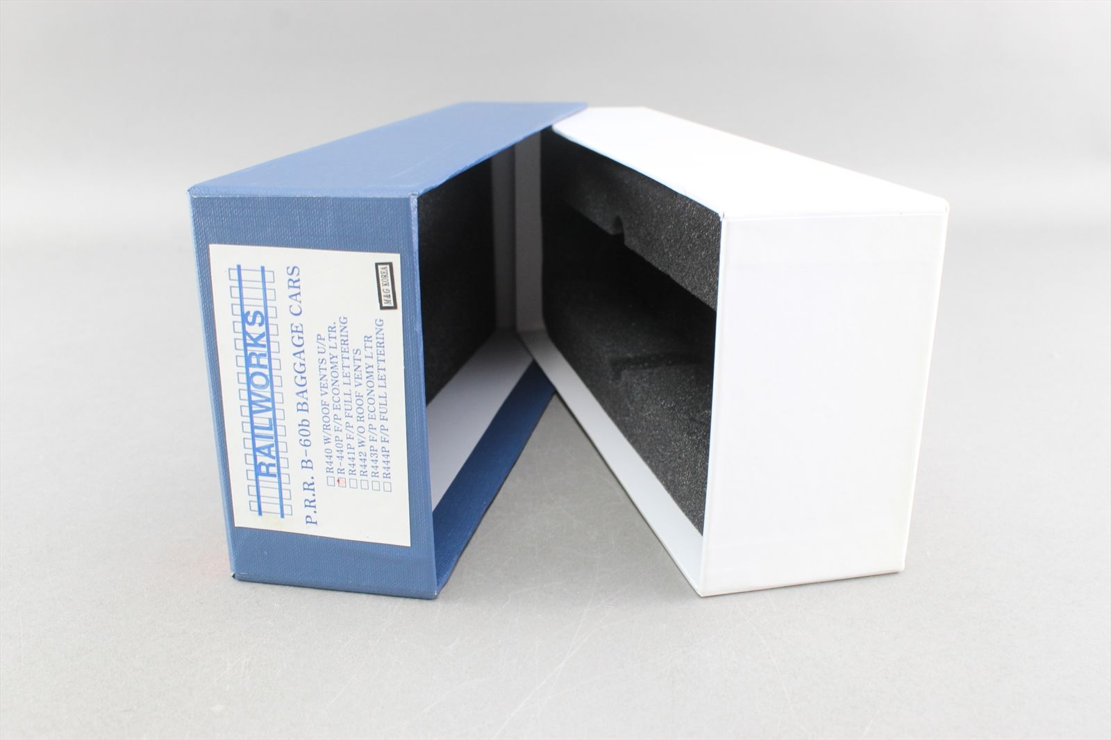 HO Brass Model - Railworks R440P PRR Pennsylvania B-60b Economy Baggage ...