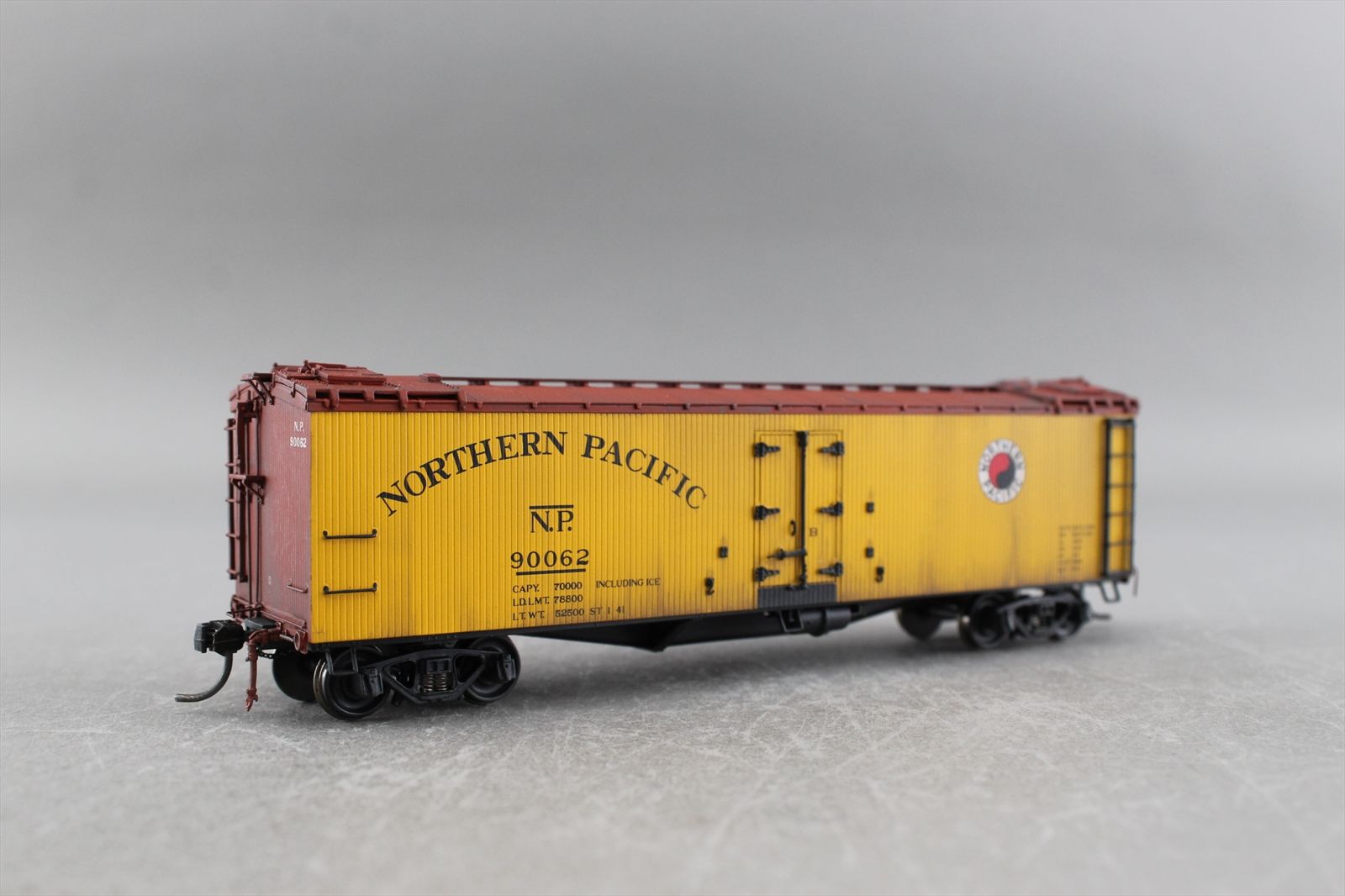 HO Brass Model - W&R Version 3 NP Northern Pacific Wood Reefer Yellow ...