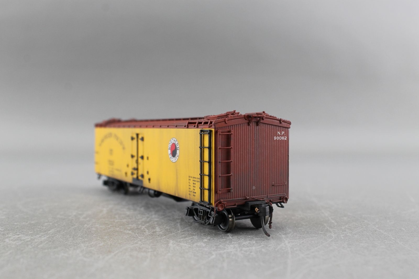 HO Brass Model - W&R Version 3 NP Northern Pacific Wood Reefer Yellow ...