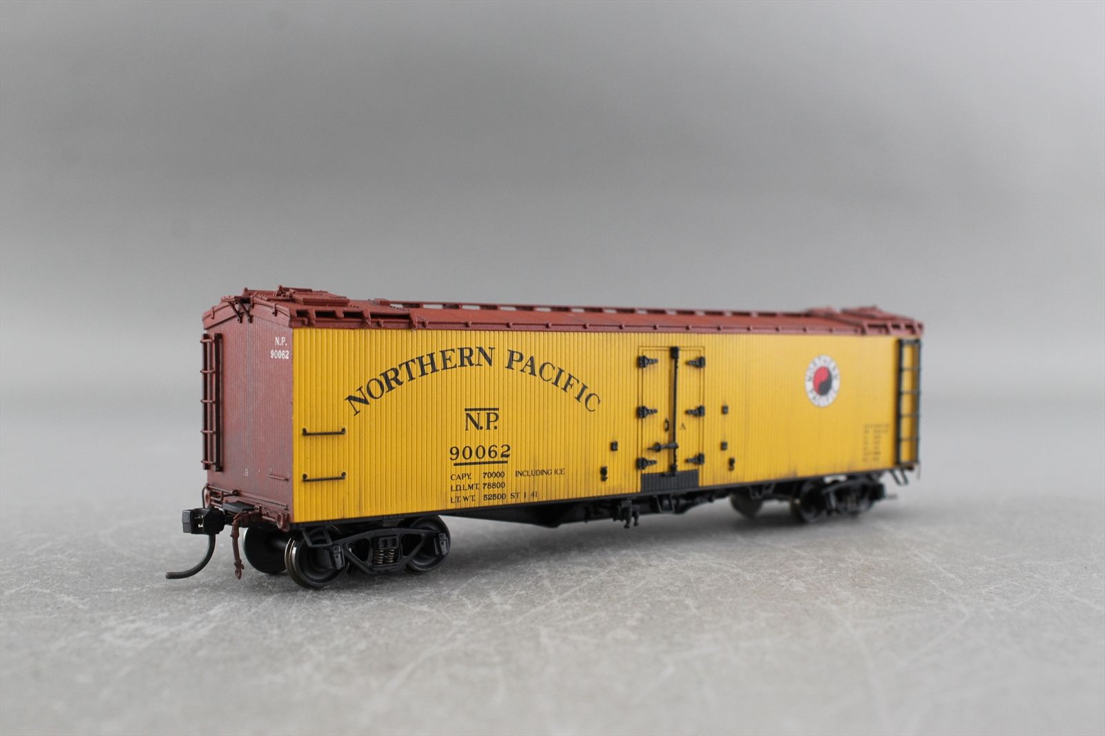 HO Brass Model - W&R Version 3 NP Northern Pacific Wood Reefer Yellow ...