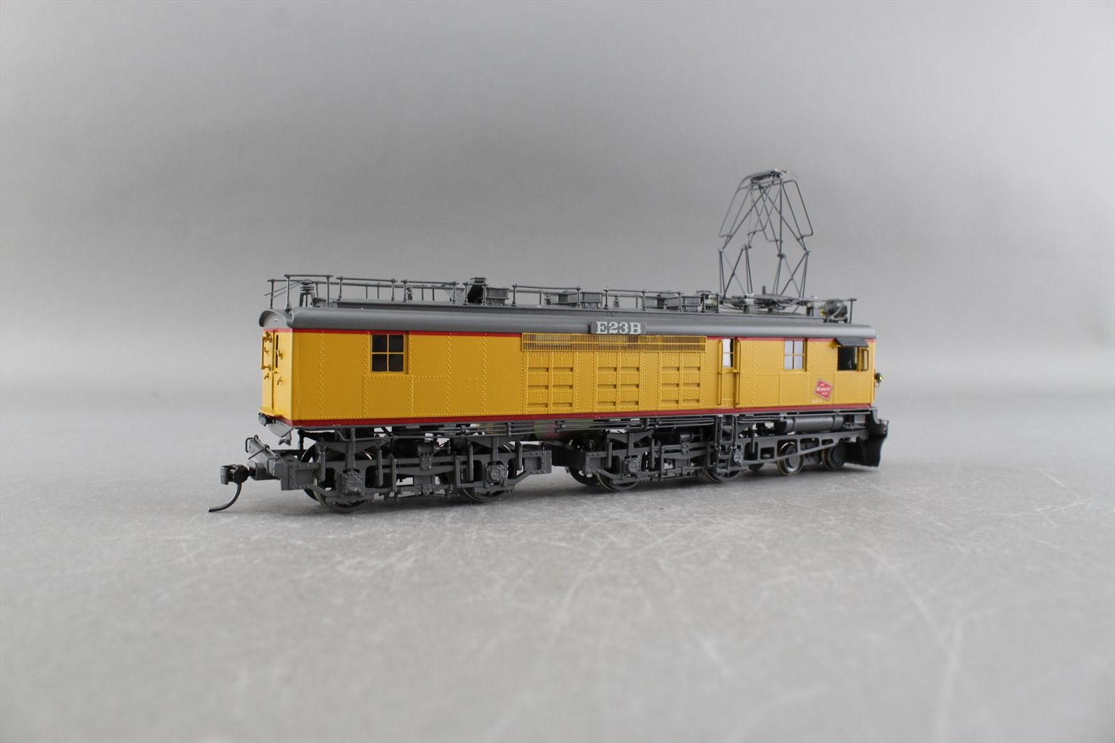 HO Brass Model - OMI 6308.1 Milwaukee EP1 Streamlined 2 Passenger Units ...