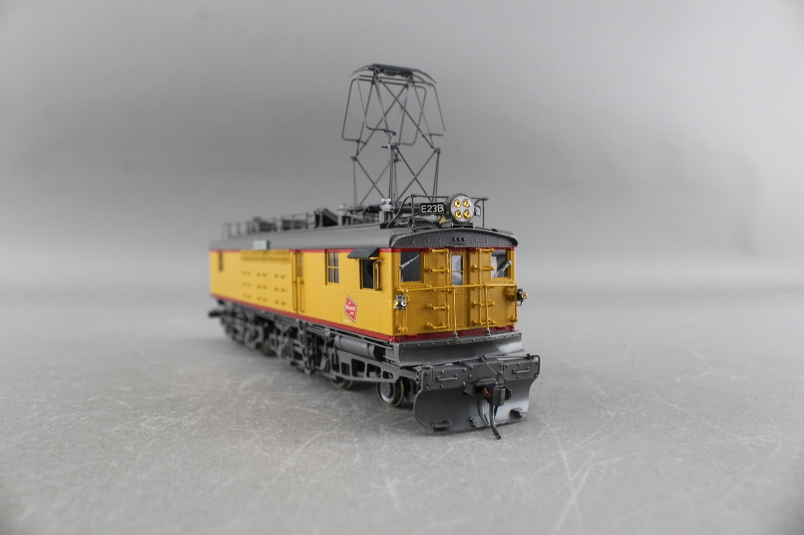 HO Brass Model - OMI 6308.1 Milwaukee EP1 Streamlined 2 Passenger Units ...