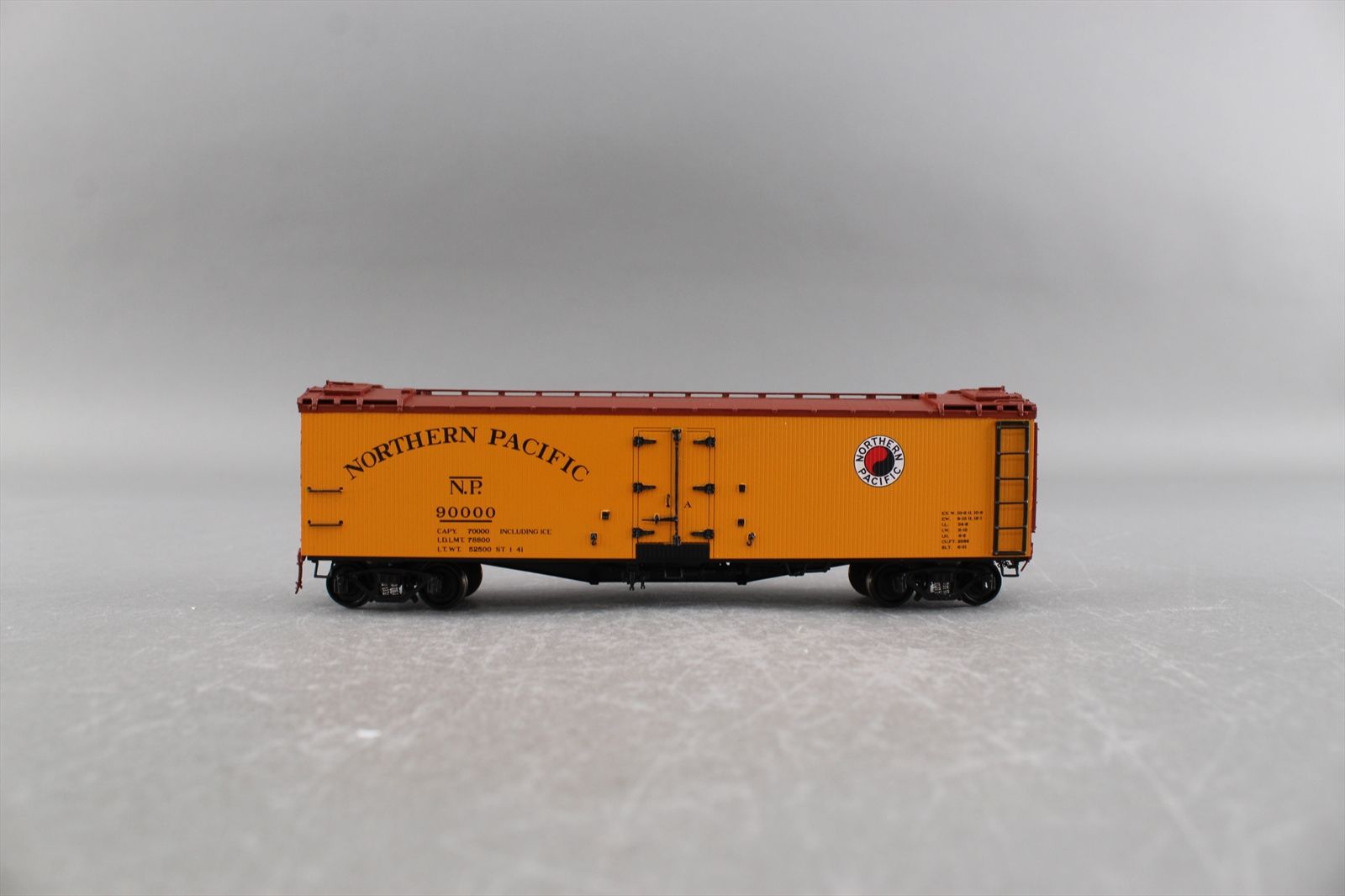 HO Brass Model - W&R Version 4 NP Northern Pacific Reefer Orange ...