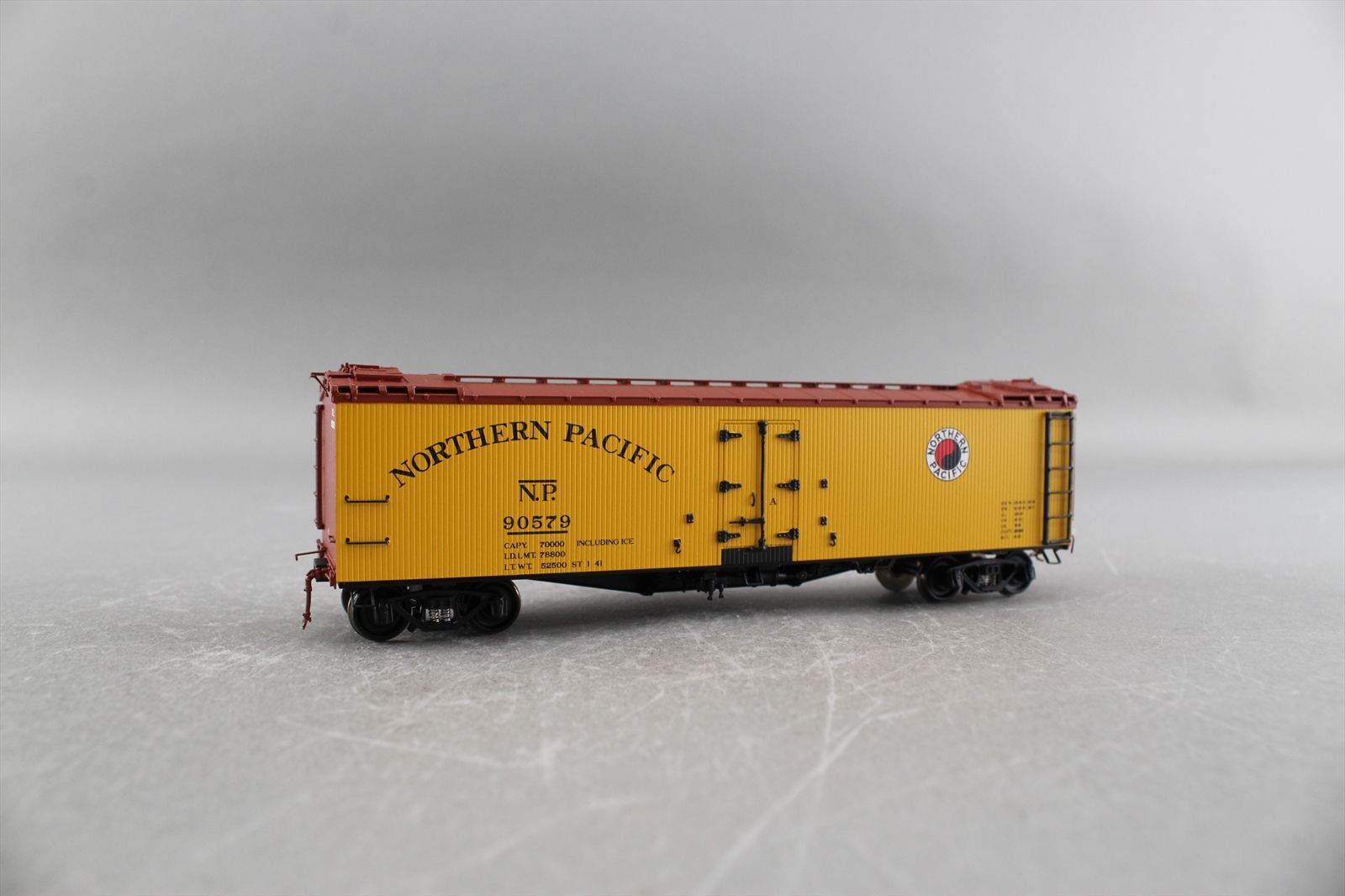 HO Brass Model - W&R Version 3 NP Northern Pacific Wood Reefer Yellow ...