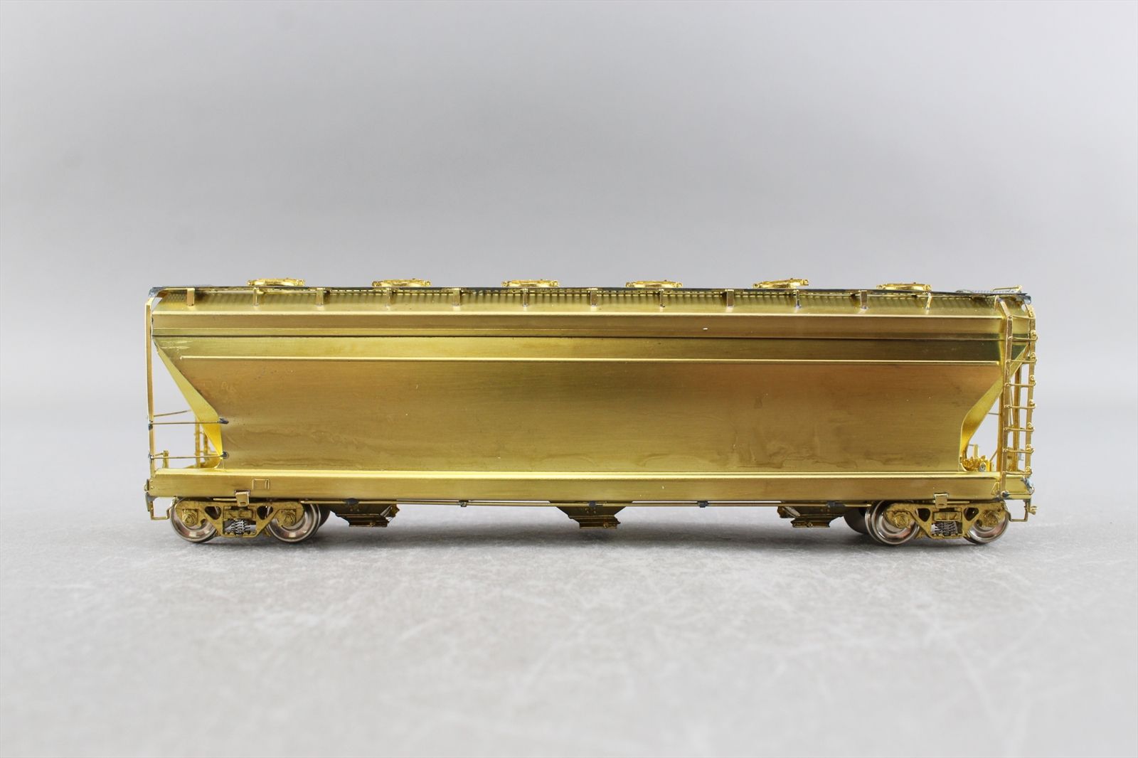 HO Brass Model - OMI 3091 ACF 3 Bay Centerflow 4650 Covered Hopper w/ 6 ...