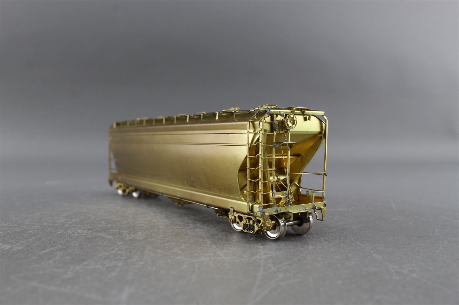 HO Brass Model - OMI 3091 ACF 3 Bay Centerflow 4650 Covered Hopper w/ 6 ...