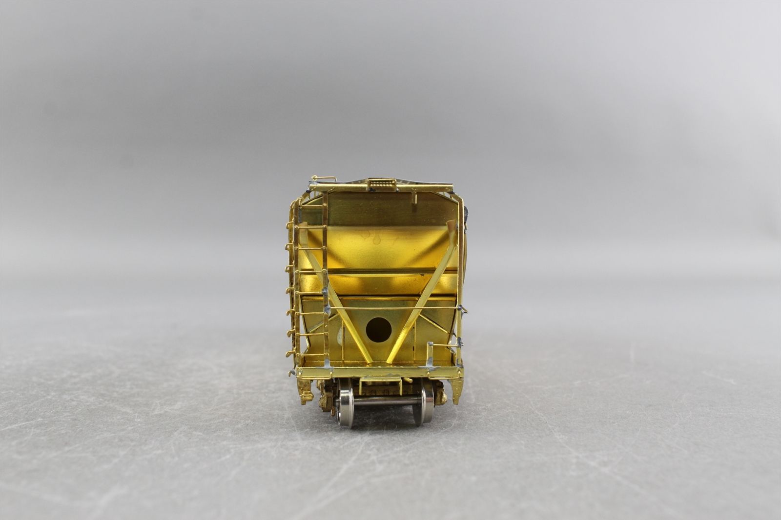 HO Brass Model - OMI 3091 ACF 3 Bay Centerflow 4650 Covered Hopper w/ 6 ...