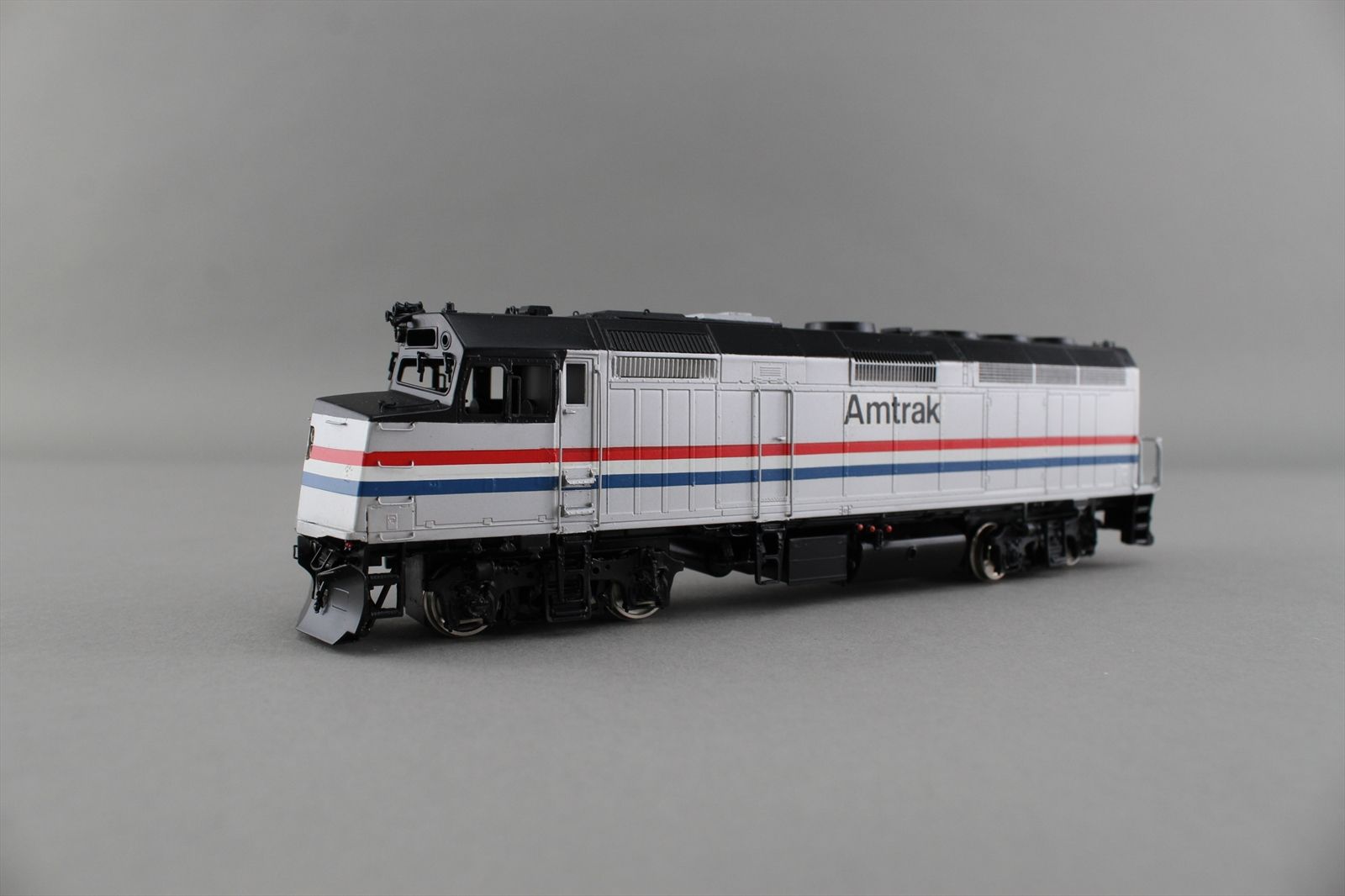 HO Brass Model - PFM Amtrak F40Ph Phase I Equal Even Band - F/P - 1985 ...
