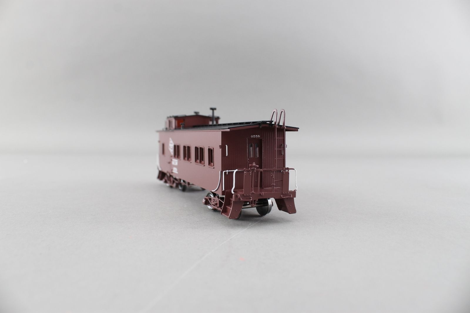 HO Brass Model - OMI 3964.1 Milwaukee 36' Wood Caboose #0558 - F/P - 1999 Run - Ajin