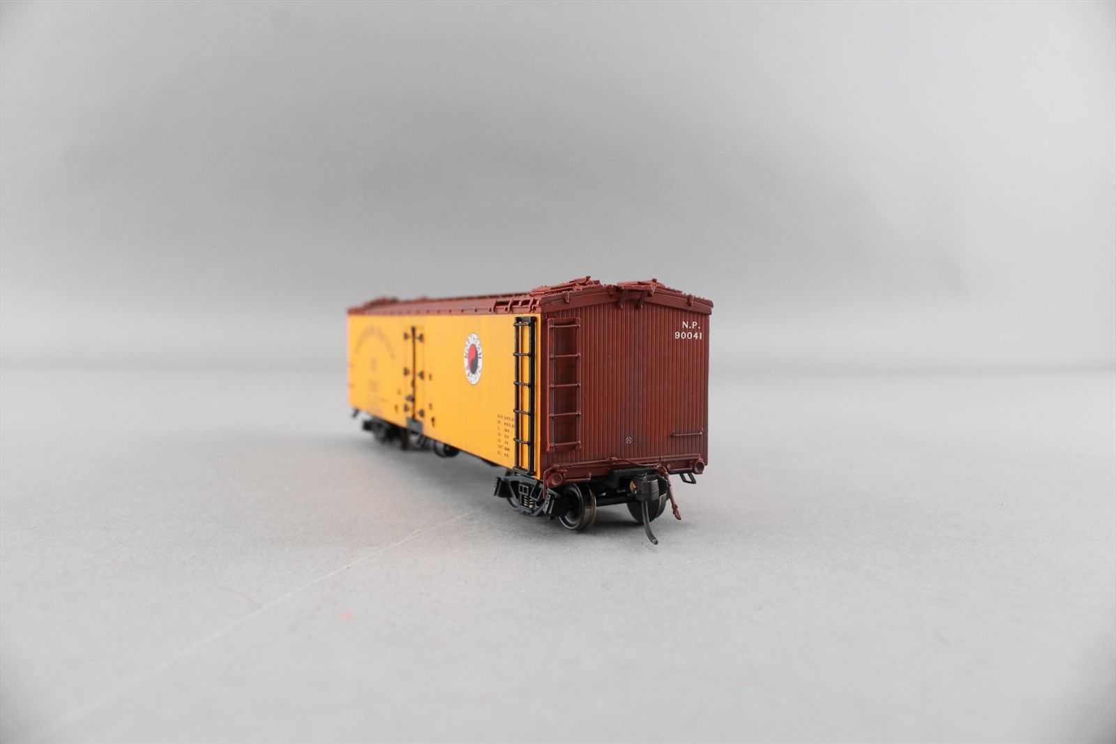 HO Brass Model - W&R Version 4 NP Northern Pacific Reefer Orange ...