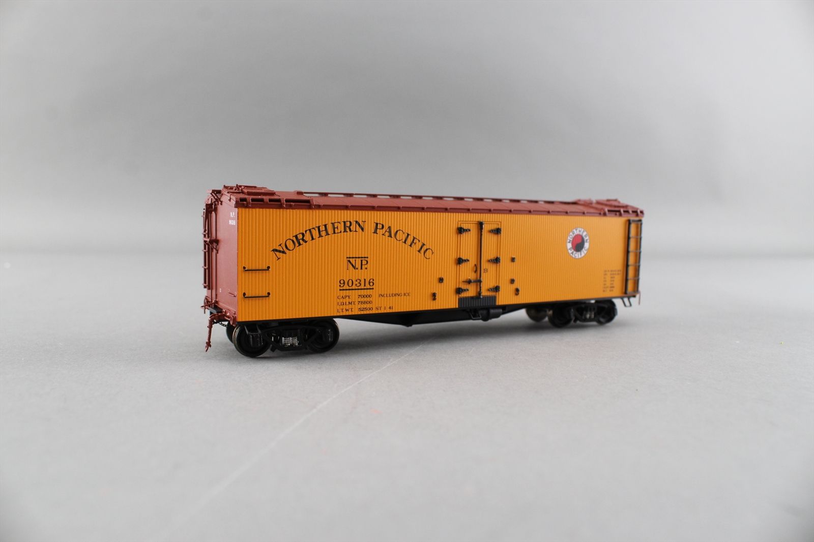 HO Brass Model - W&R Version 4 NP Northern Pacific Reefer Orange ...