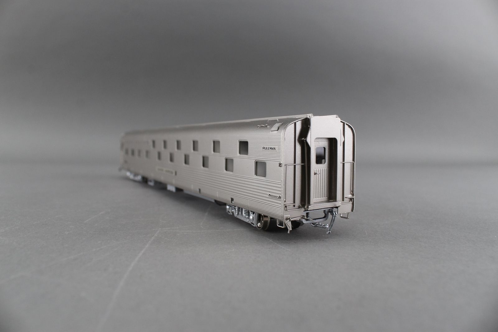 HO Brass Model - SSL CBQ05 CB&Q Burlington Slumber Coach Silver Repose ...