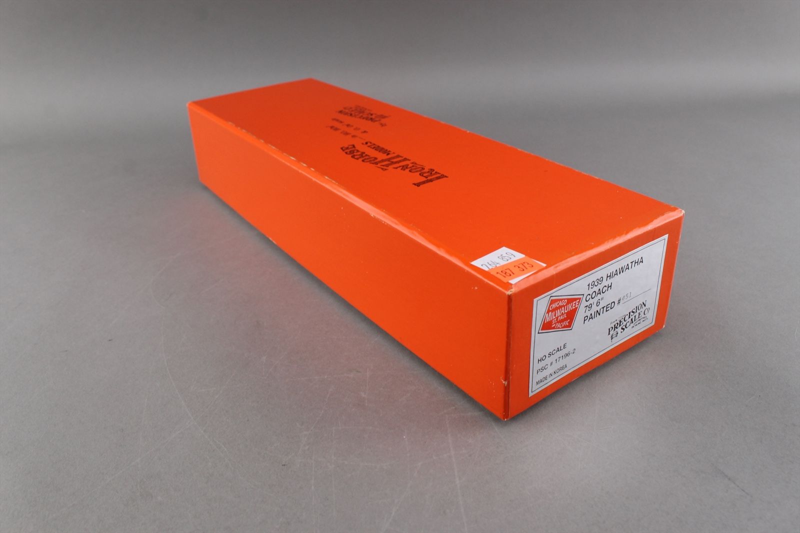 HO Brass Model - PSC 17196-2 Milwaukee 1939 Hiawatha 79'6" Coach #451 ...