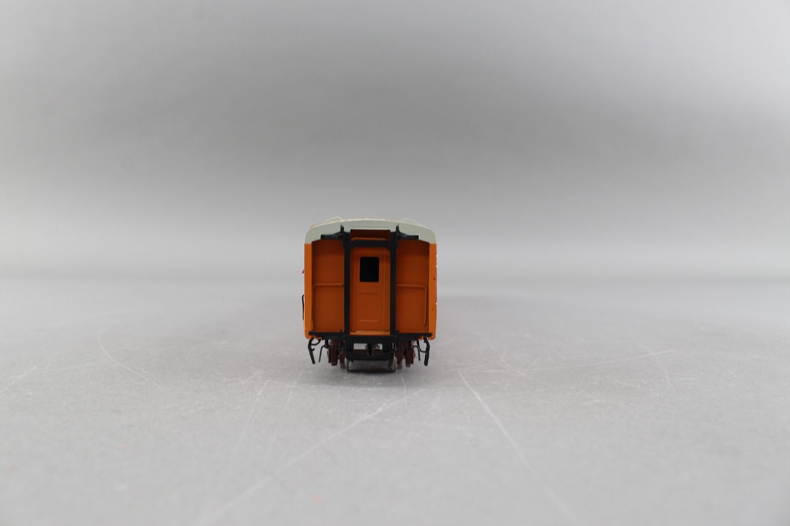 HO Brass Model - PSC 17196-2 Milwaukee 1939 Hiawatha 79'6" Coach #451 ...