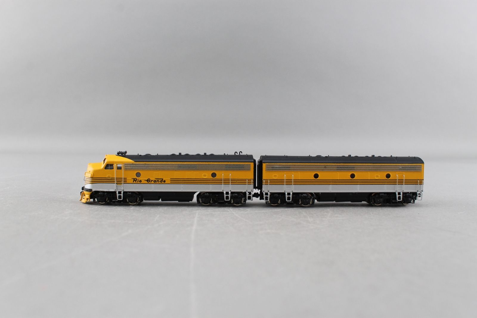 N Brass Model - Key D&RGW F7A/B Multi-Stripe Both Powered - F/P - 1987 Run - Made in Japan