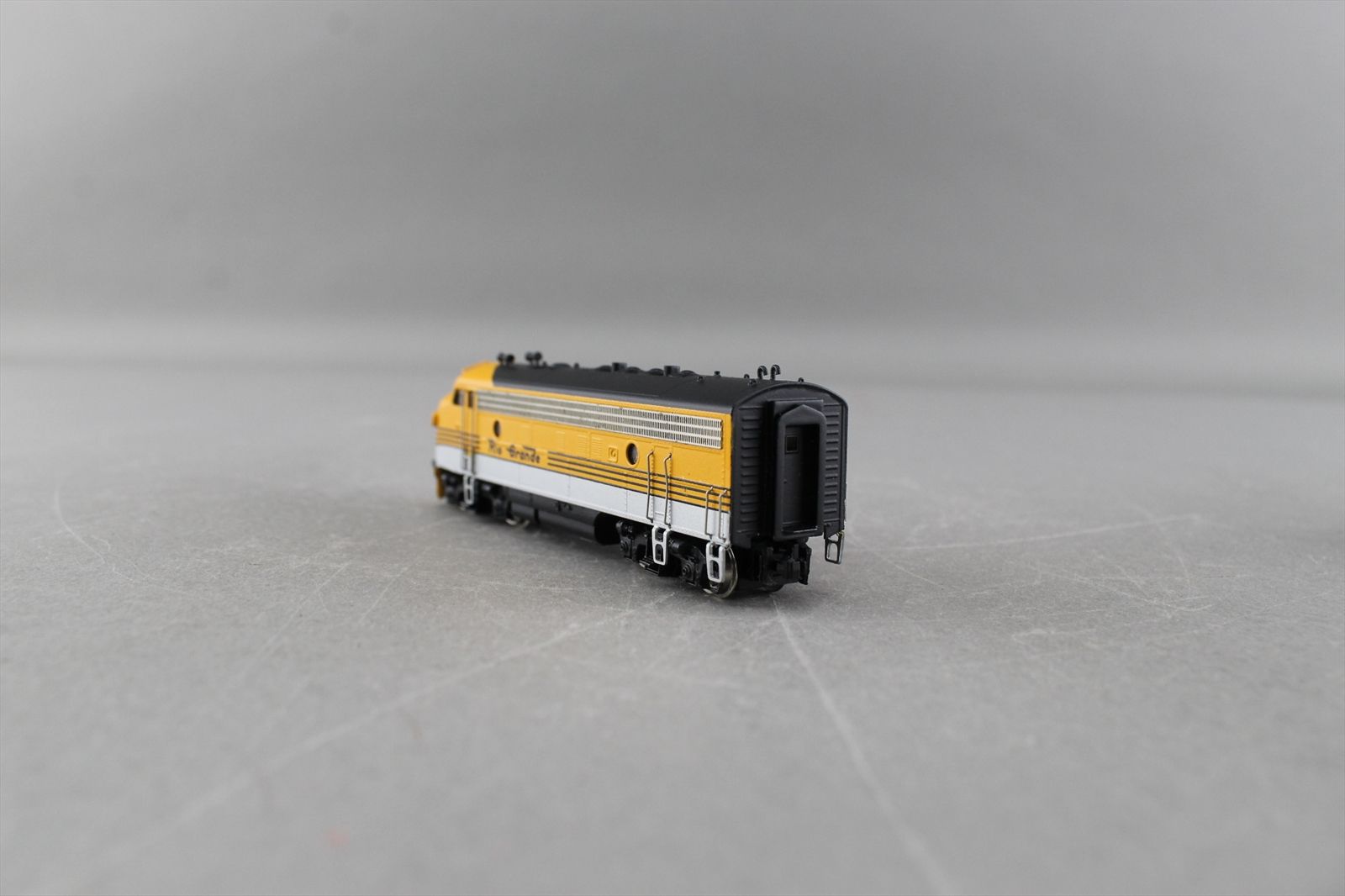 N Brass Model - Key D&RGW F7A/B Multi-Stripe Both Powered - F/P - 1987 Run - Made in Japan