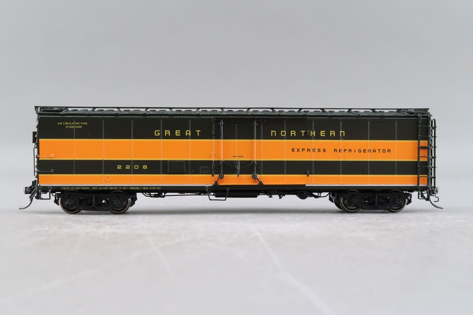 HO Brass Model - CIL 2306.2 GN Great Northern 52' Steel Express Ice ...