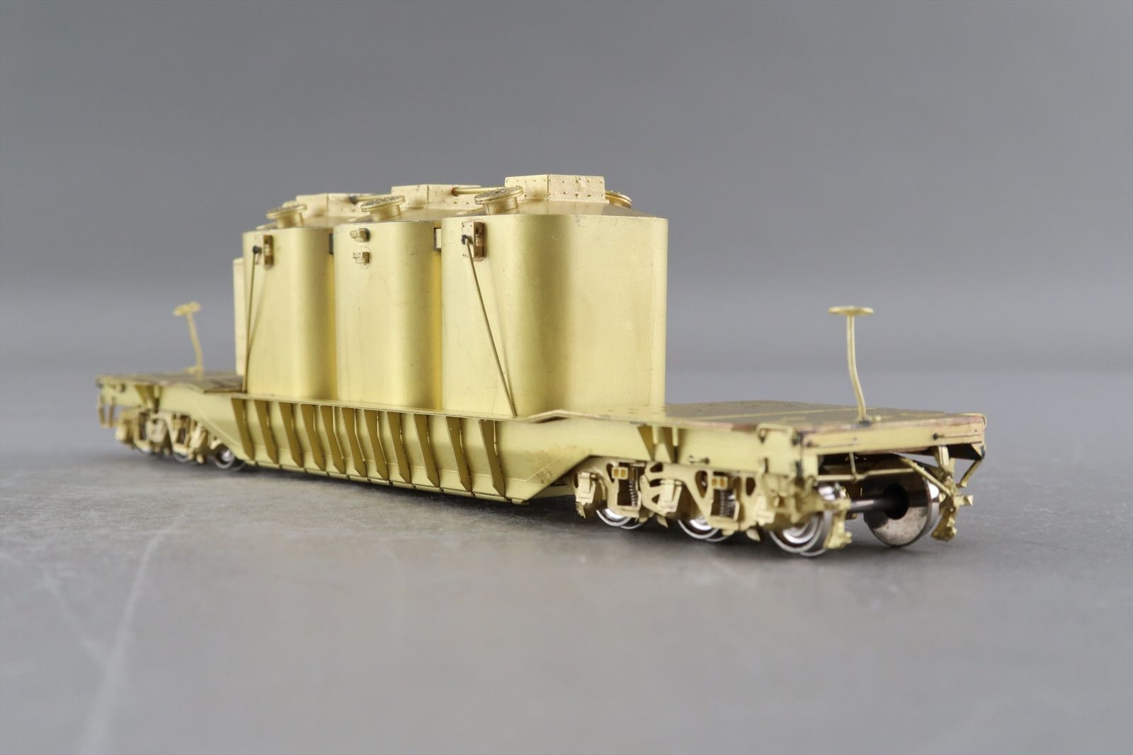 HO Brass Model - OMI 3198 Greenville Well Car 55' 6-Axle Buckeye Trucks ...