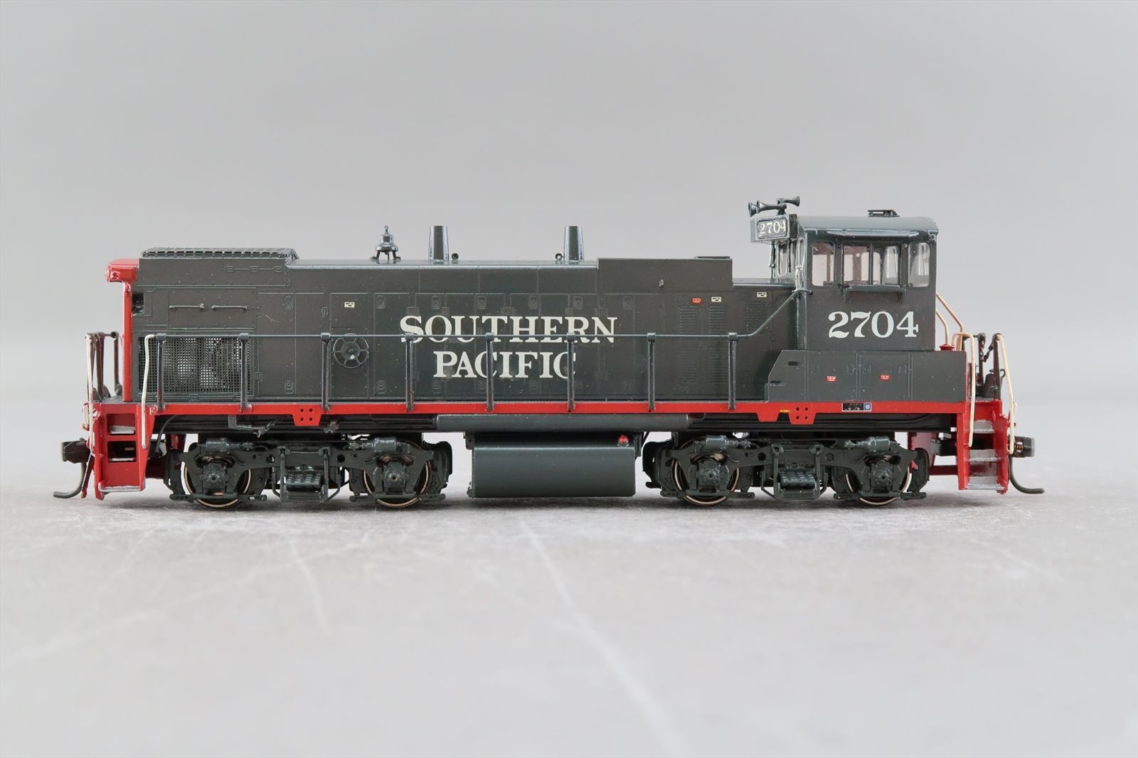 HO Brass Model - OMI 5589 SP Southern Pacific MP15AC Demonstrator #2704 - Custom - 1993 Run ...