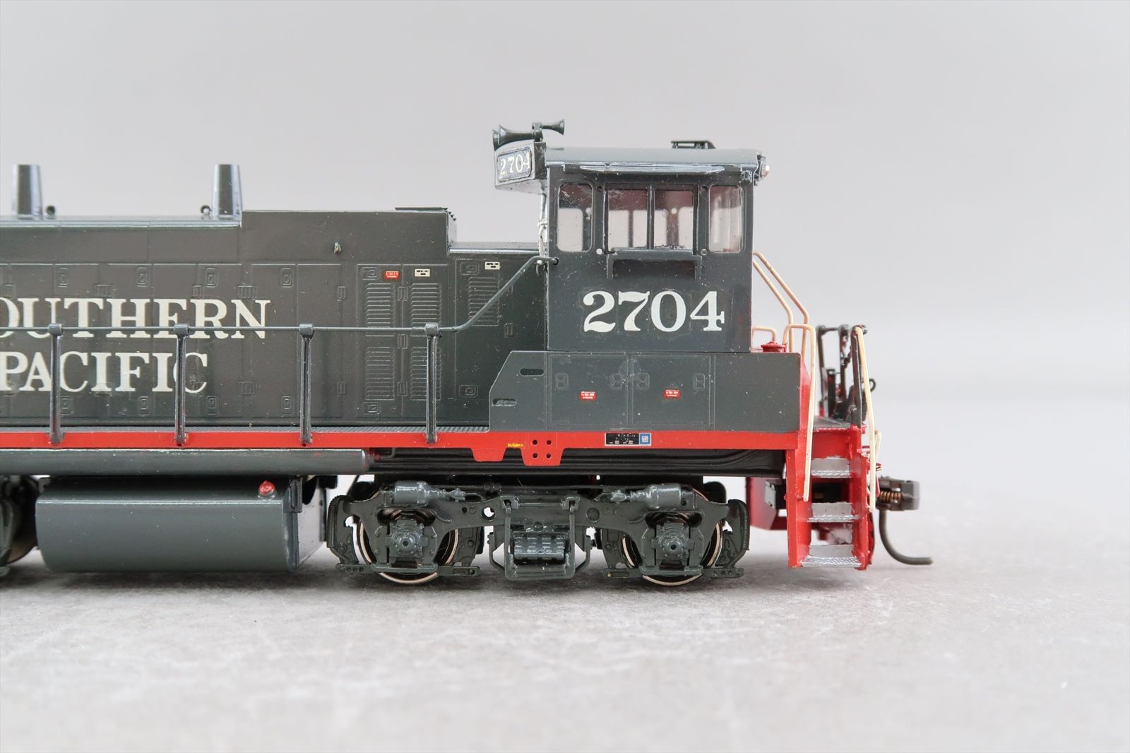 HO Brass Model - OMI 5589 SP Southern Pacific MP15AC Demonstrator #2704 - Custom - 1993 Run ...