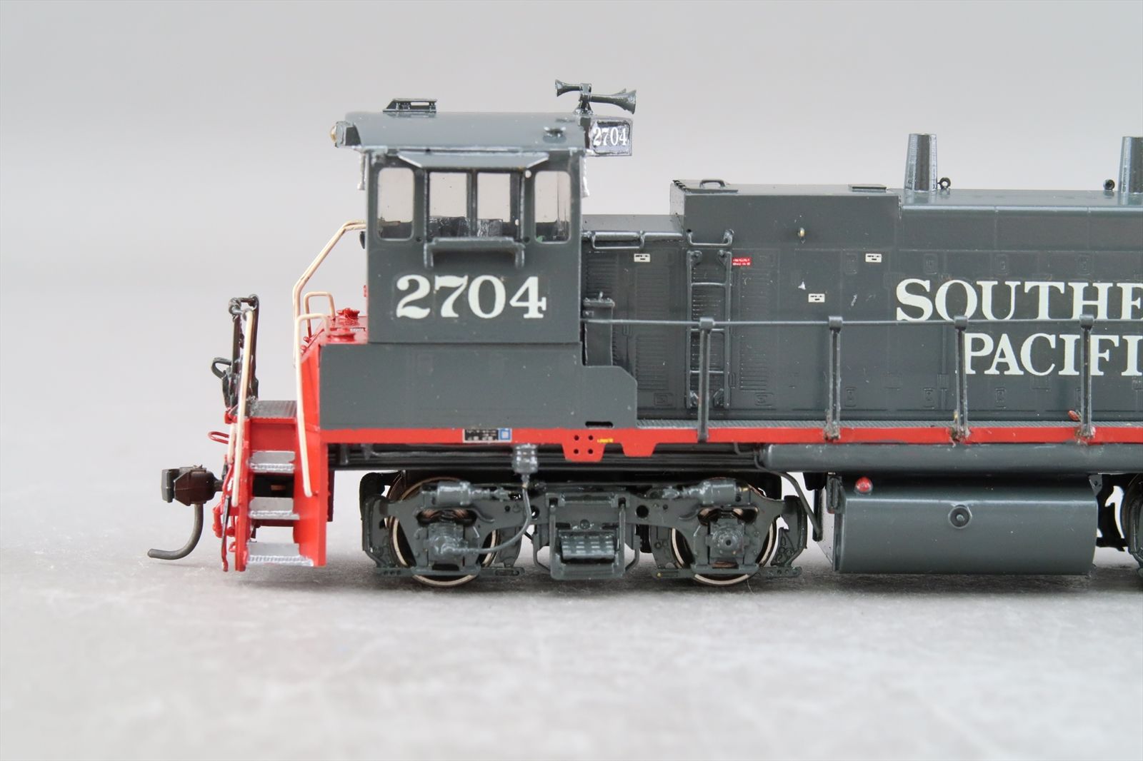 HO Brass Model - OMI 5589 SP Southern Pacific MP15AC Demonstrator #2704 - Custom - 1993 Run ...