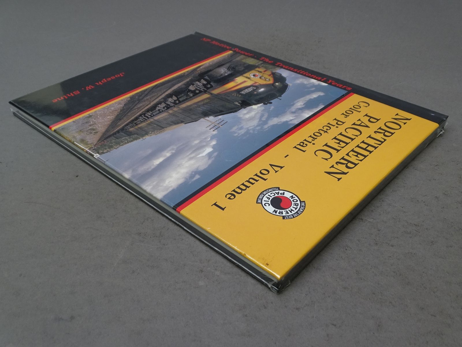 Railroad Book - Northern Pacific Color Pictorial, Vol. 1: NP Motive ...